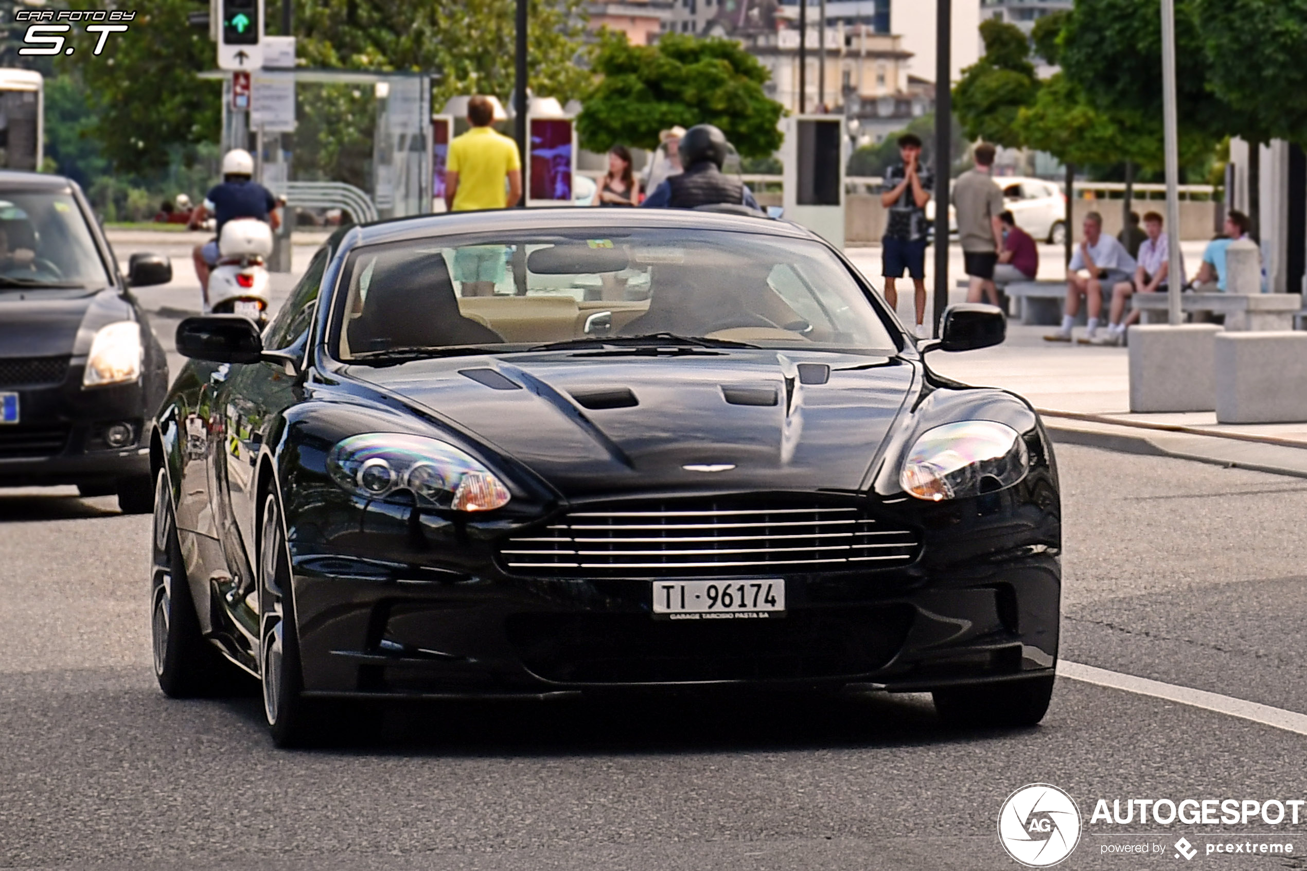 Aston Martin DBS - 18 July 2021 - Autogespot
