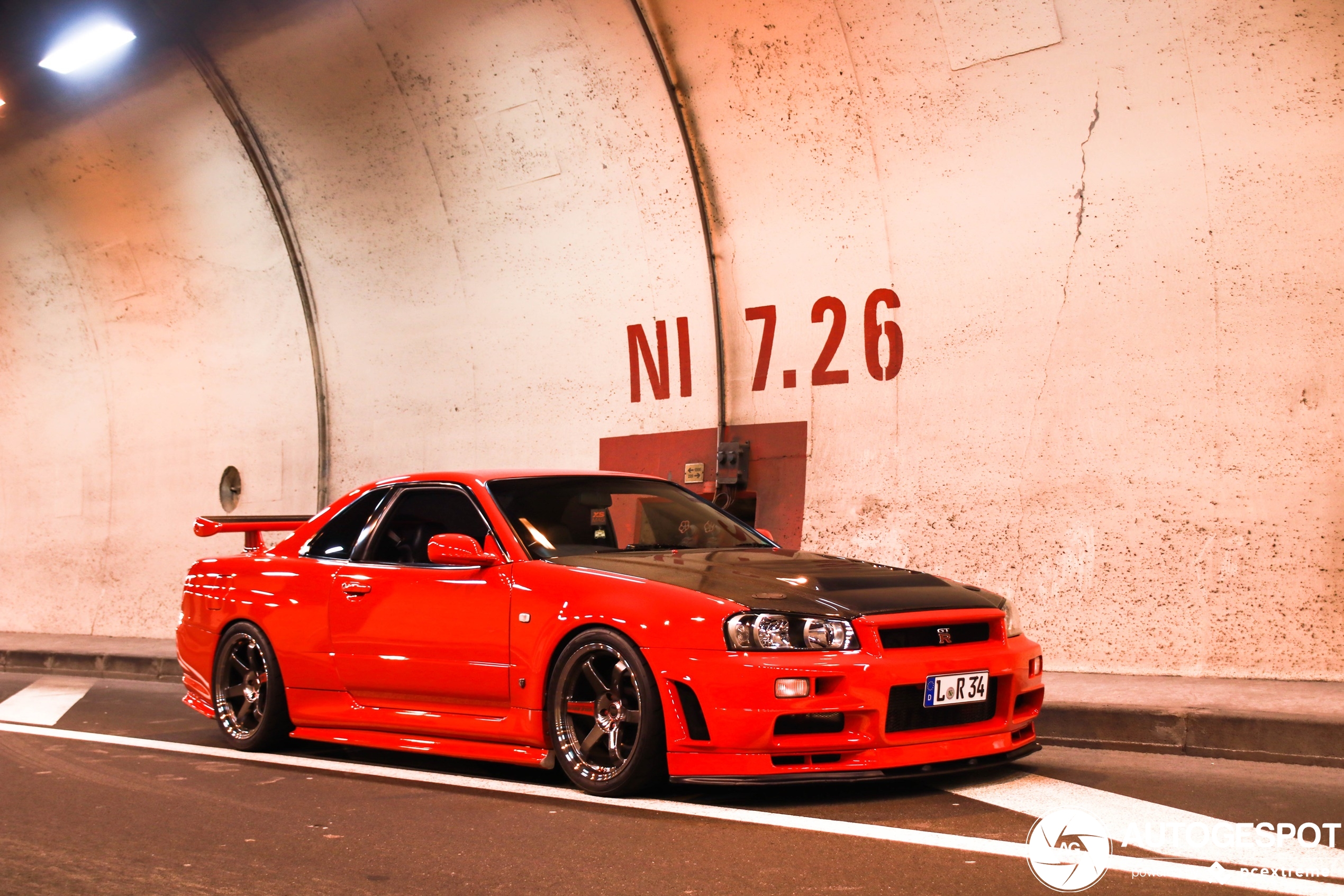 Nissan Skyline R34 GT-R V-Spec - 02 August 2021 - Autogespot