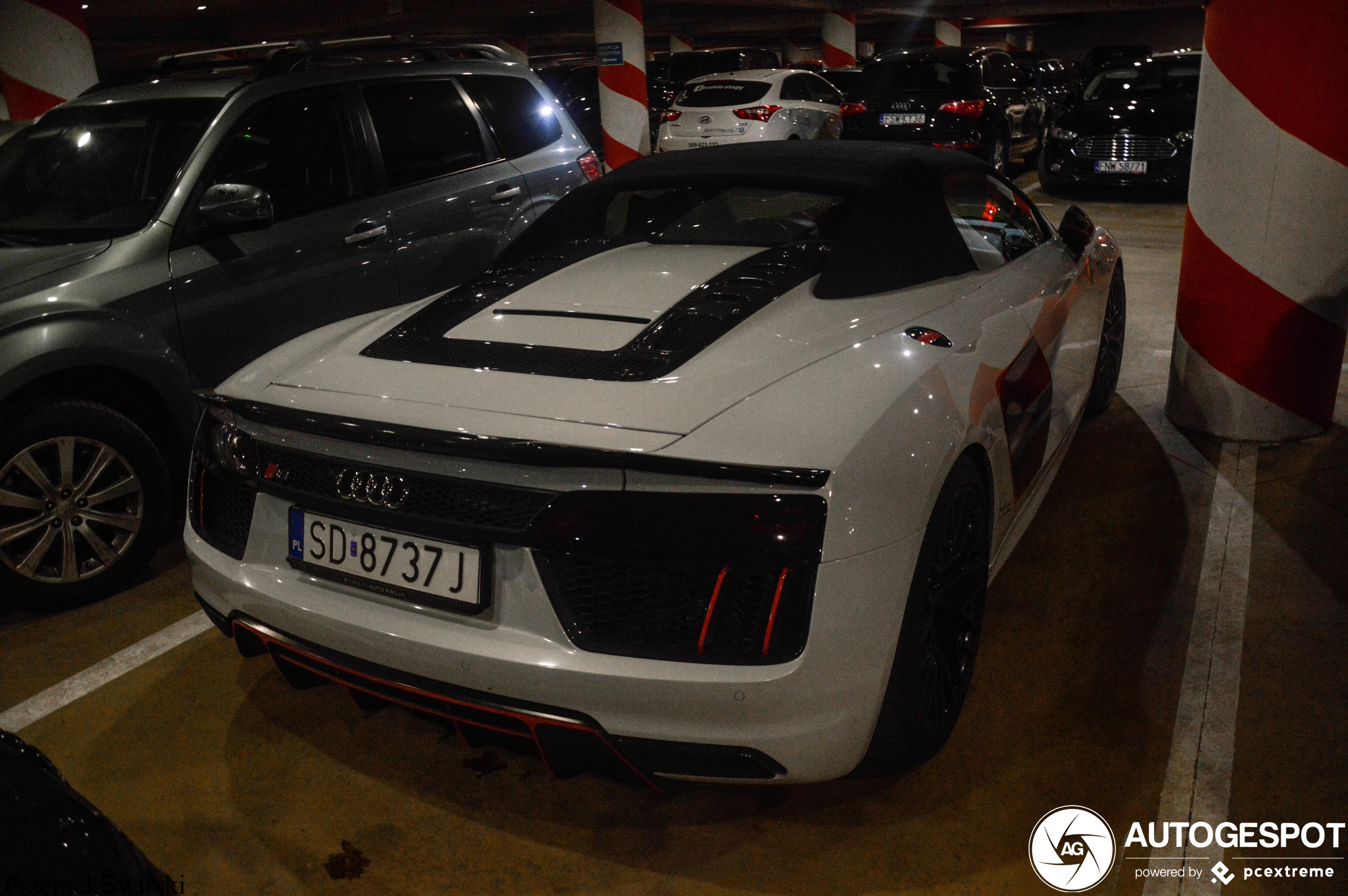 Audi R8 V10 Spyder 2016 - 04 August 2021 - Autogespot