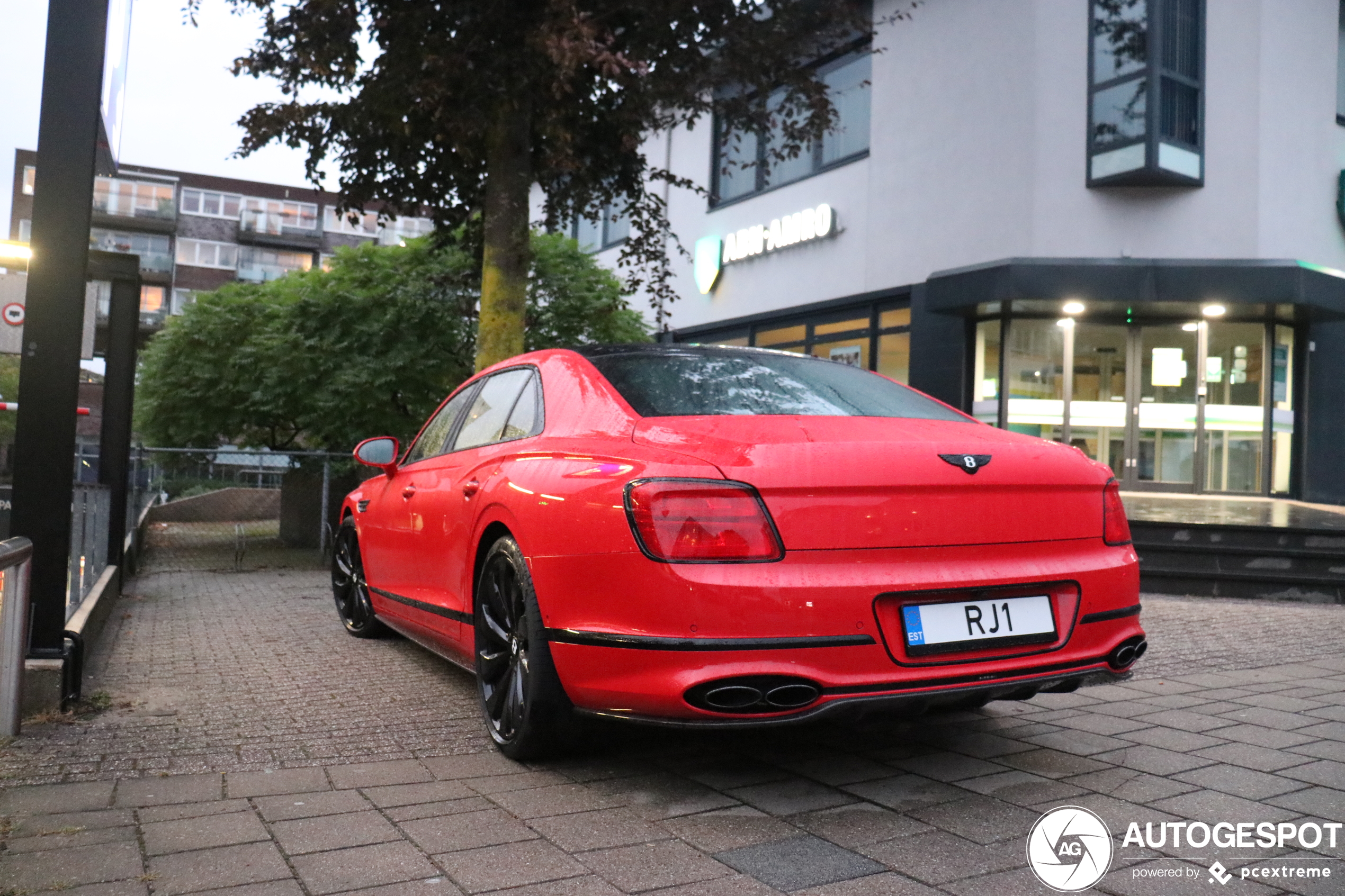 Bentley Flying Spur V8 2021 - 29 August 2021 - Autogespot