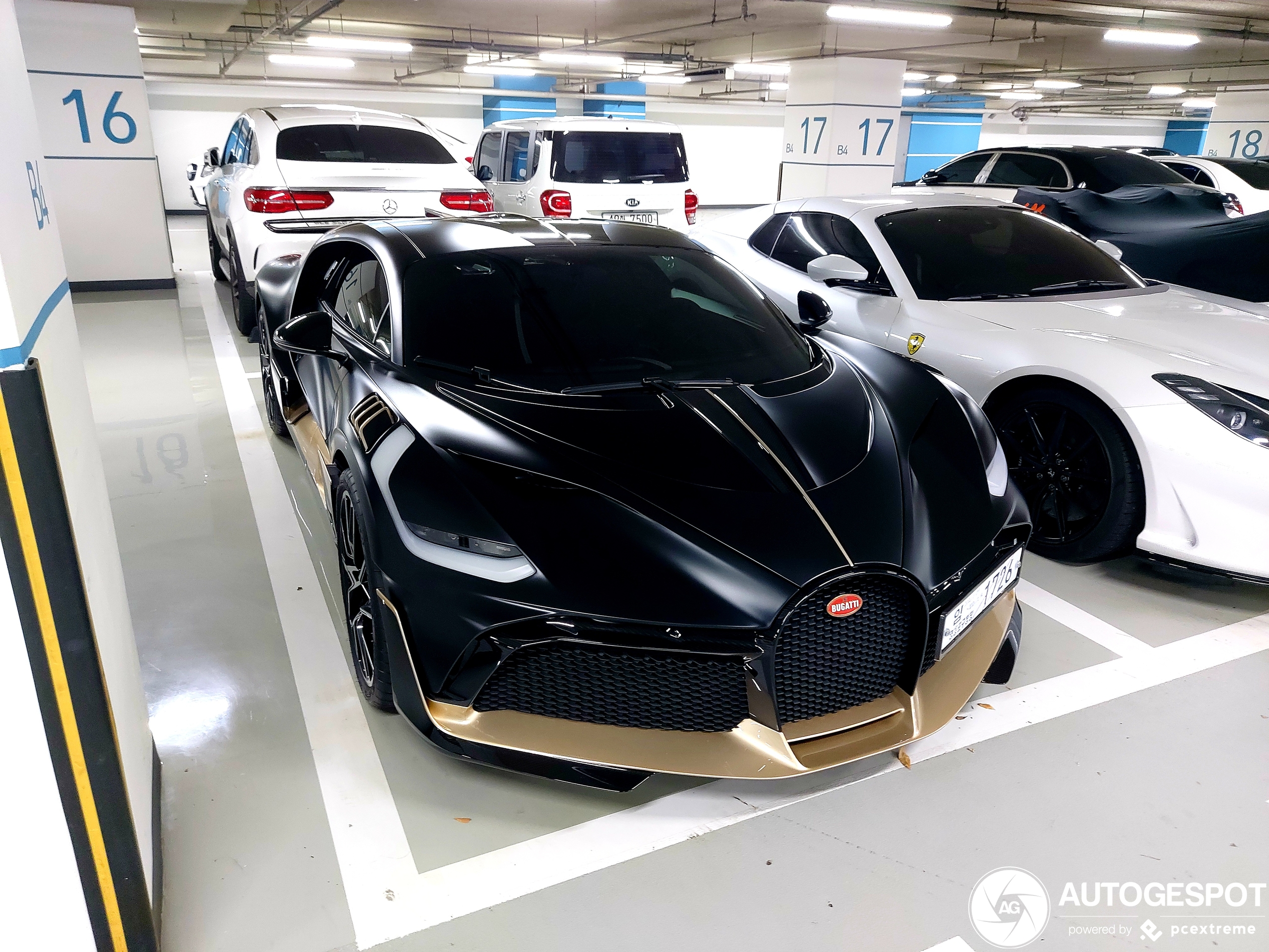 Black And Yellow Bugatti Divo