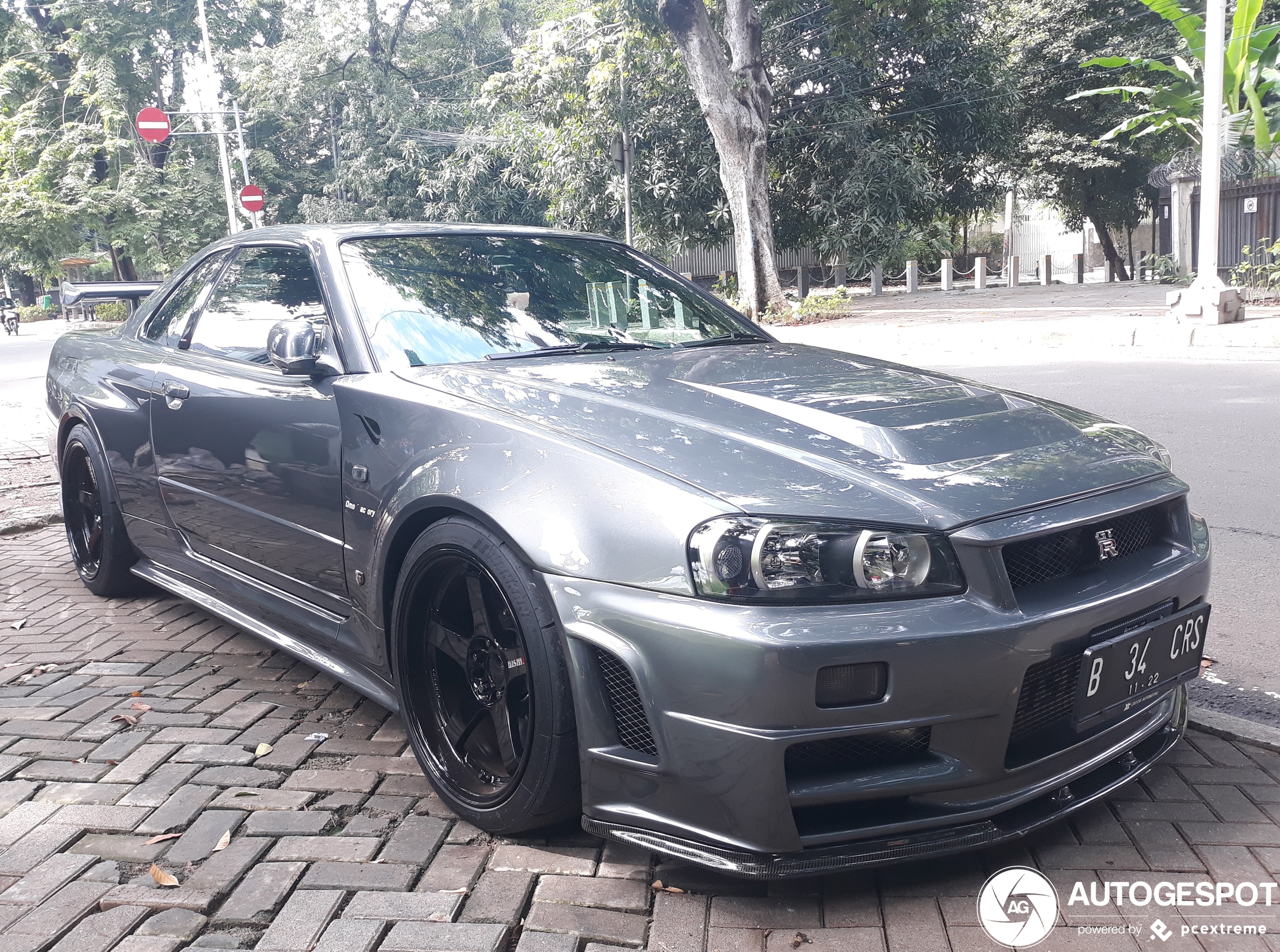 Nissan Skyline R34 GT-R V-Spec II Nür Nismo Clubman Race Spec - 26 ...