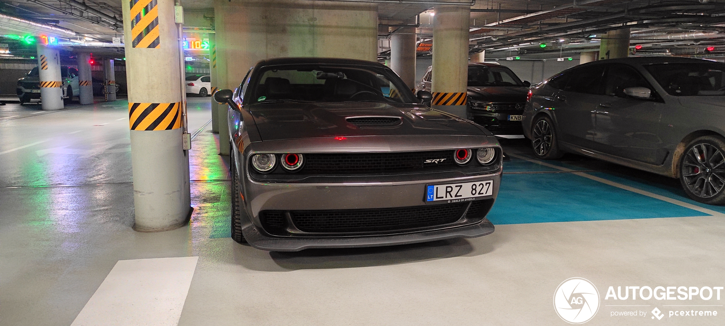 Dodge Challenger SRT Hellcat - 22 January 2022 - Autogespot