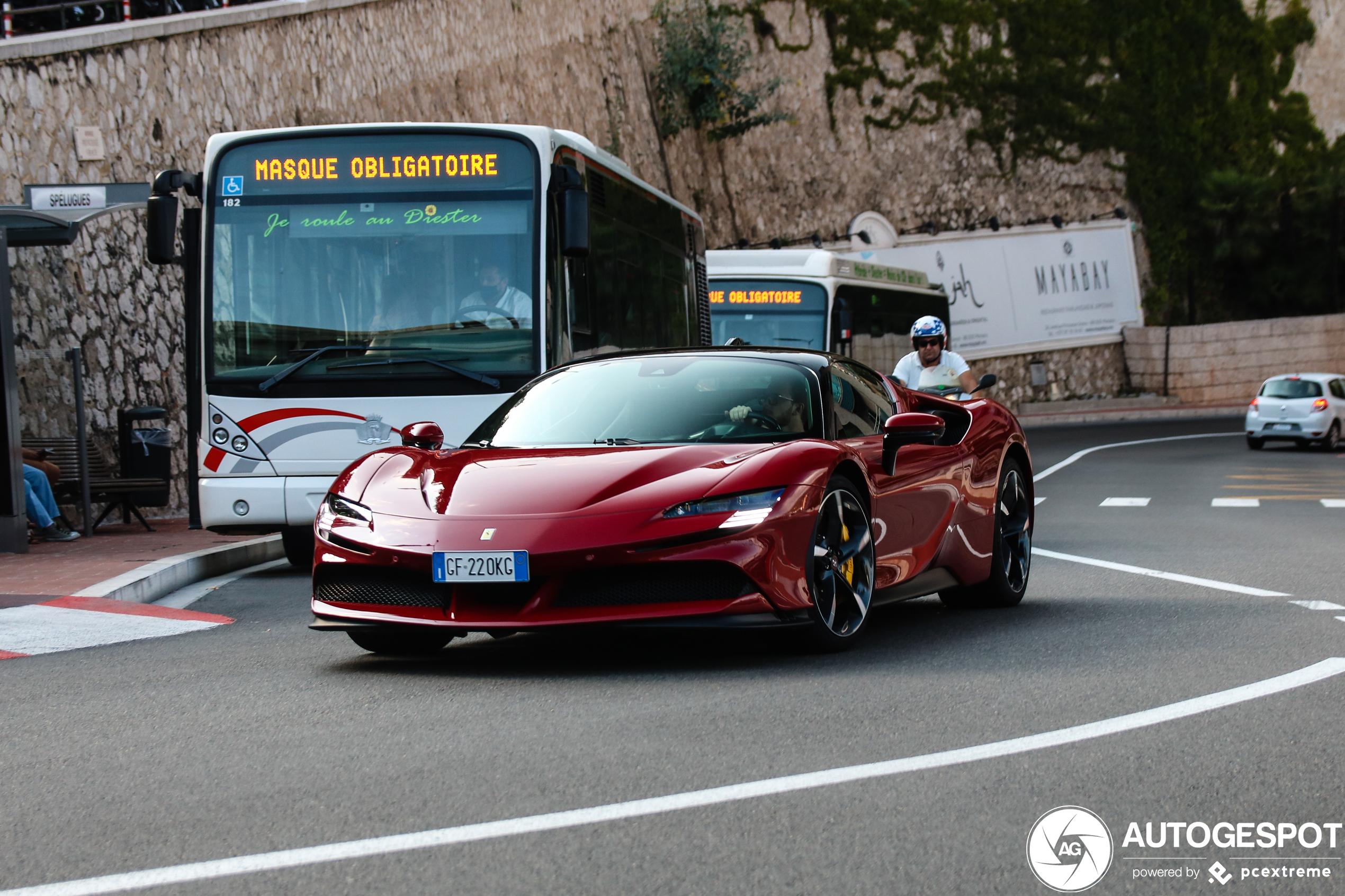 Ferrari SF90 Stradale Assetto Fiorano - 07 February 2022 - Autogespot