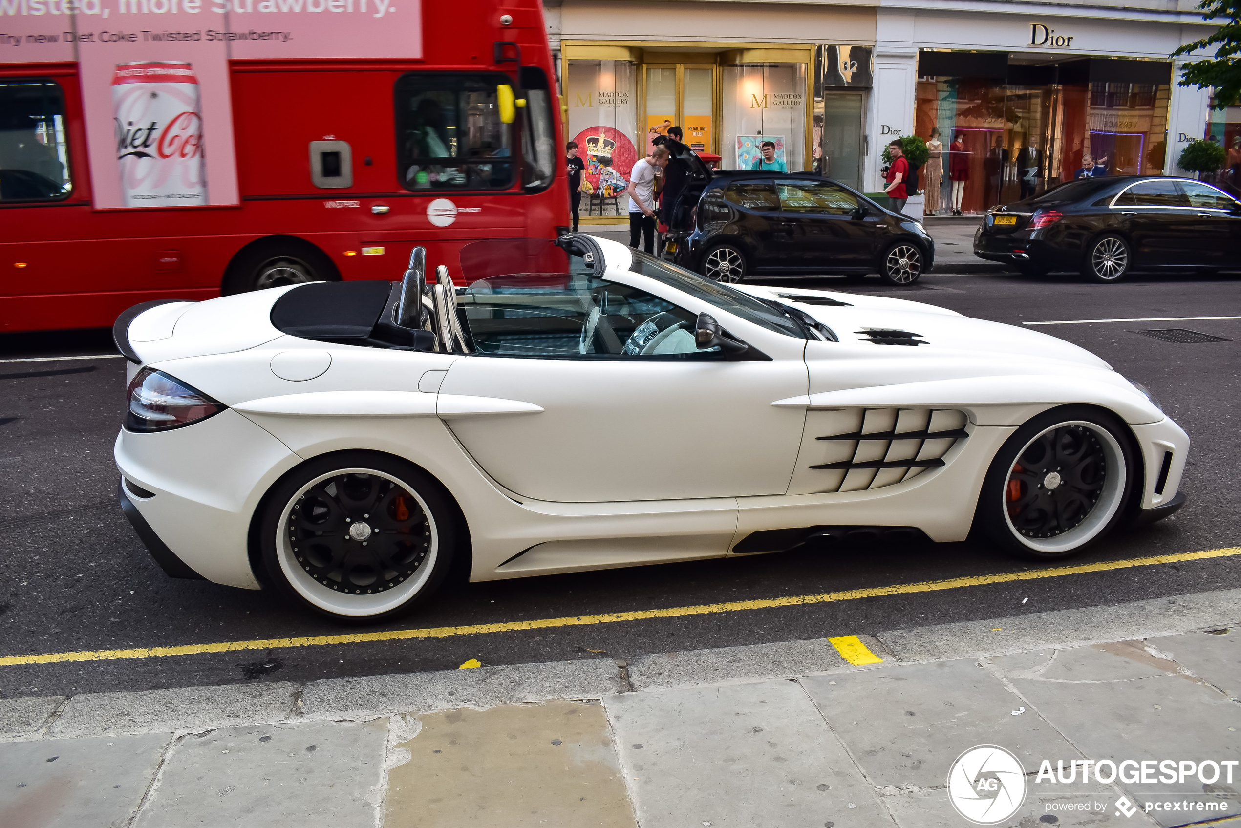 Mercedes-Benz FAB Design SLR McLaren Roadster Desire - 05 March 2022 ...