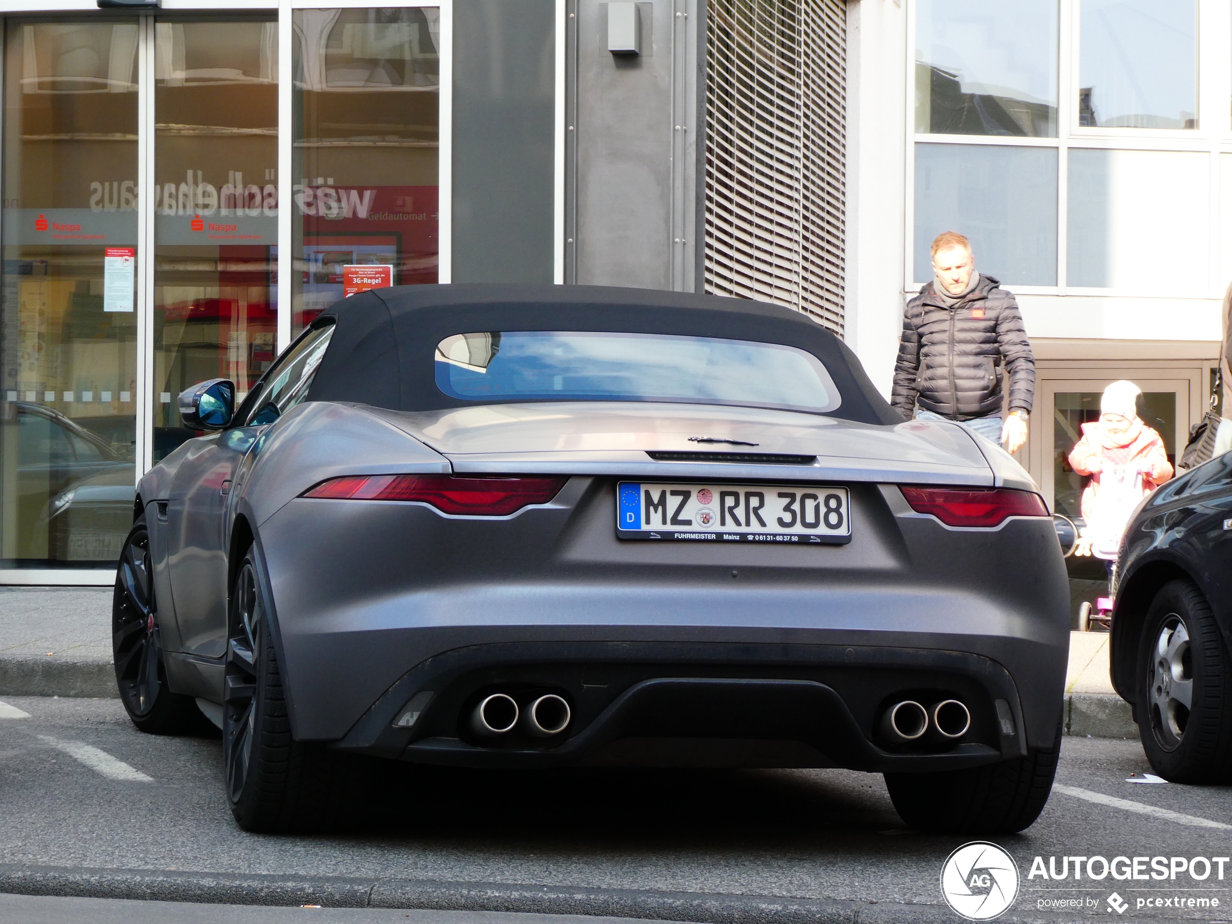 Jaguar F-TYPE P450 Convertible 2020 - 09 March 2022 - Autogespot