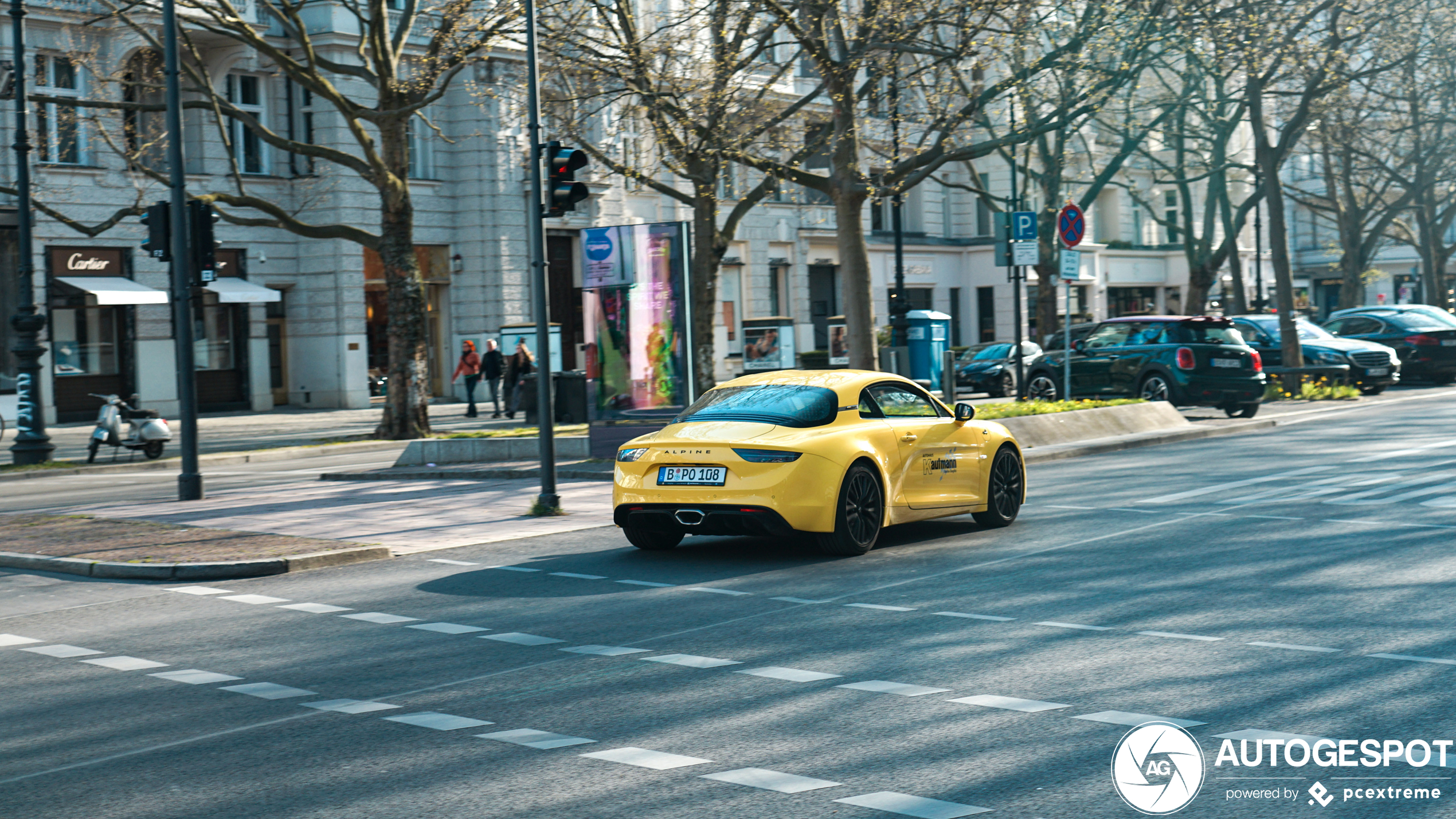 Alpine A110 Color Edition - 18 April 2022 - Autogespot