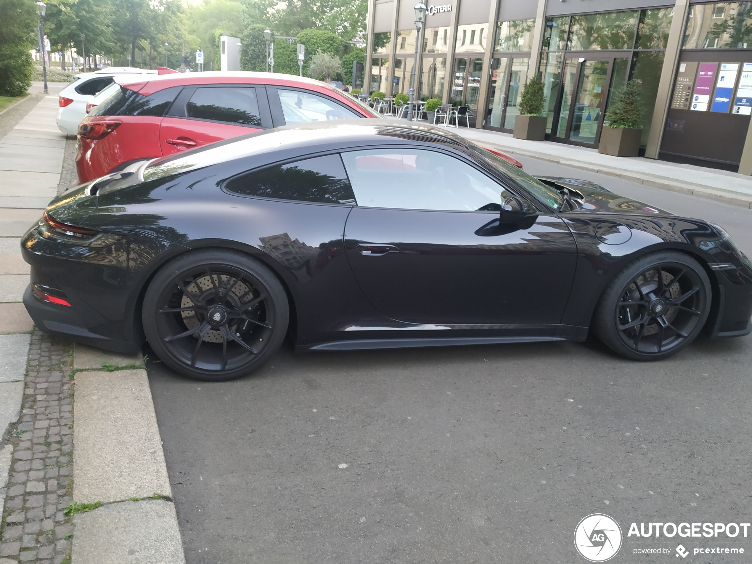 Porsche 992 GT3 Touring - 15 May 2022 - Autogespot