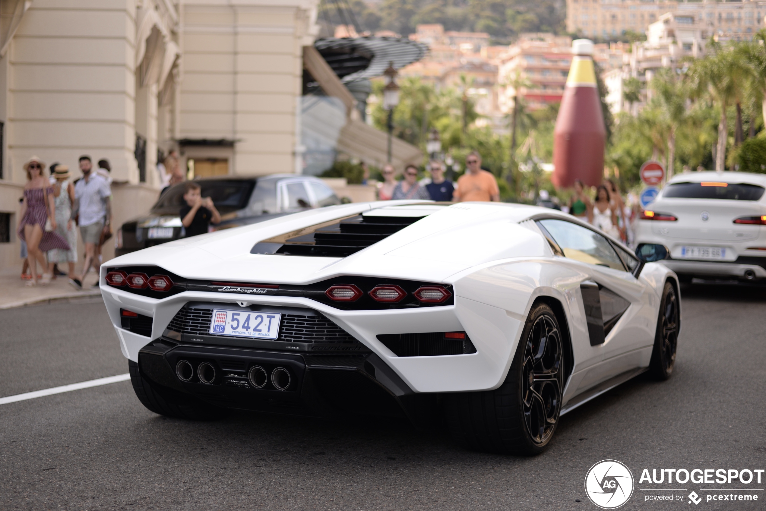 Lamborghini Countach LPI 800-4 - 28 July 2022 - Autogespot