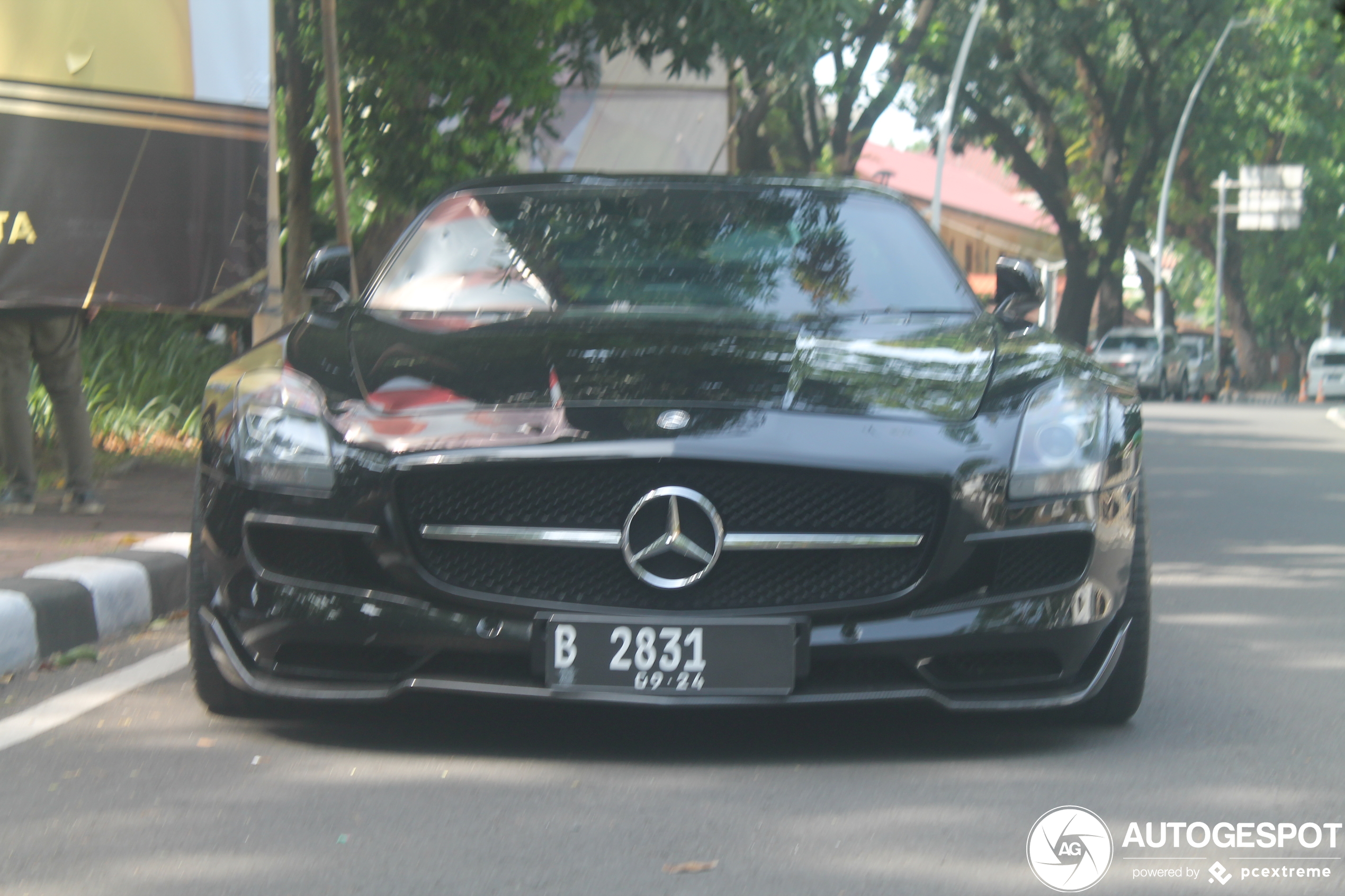 Mercedes-Benz Renntech SLS AMG - 04 September 2022 - Autogespot