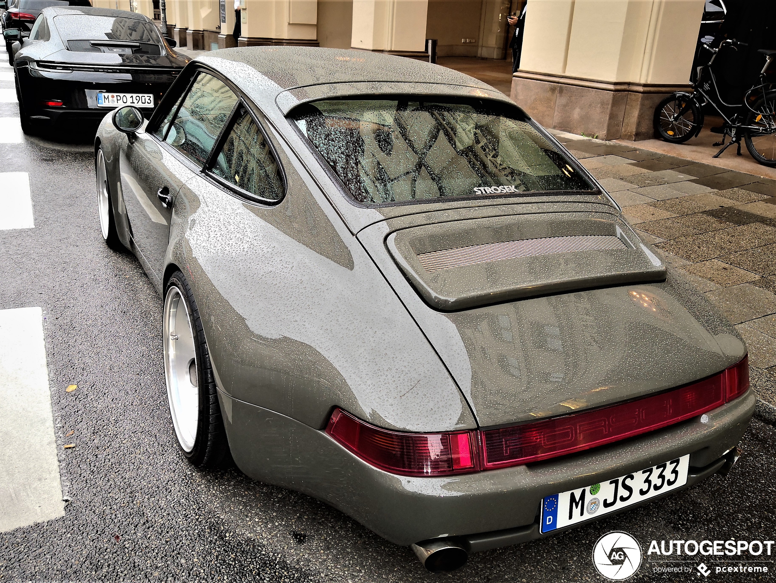 Porsche Strosek 911 Mega 30 Jahre Jubiläumsmodell - 24 October 2022 ...