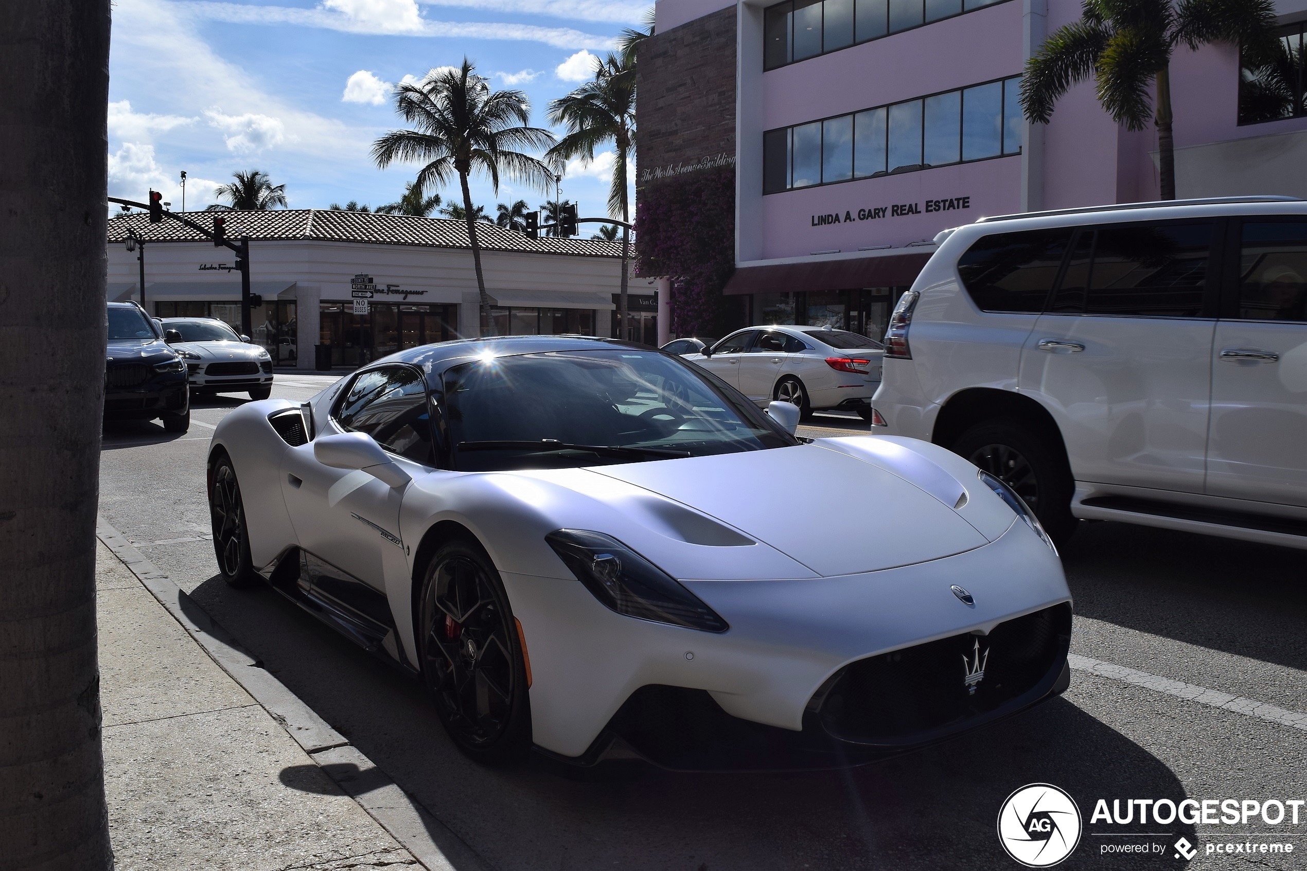 Maserati MC20 - 21 December 2022 - Autogespot