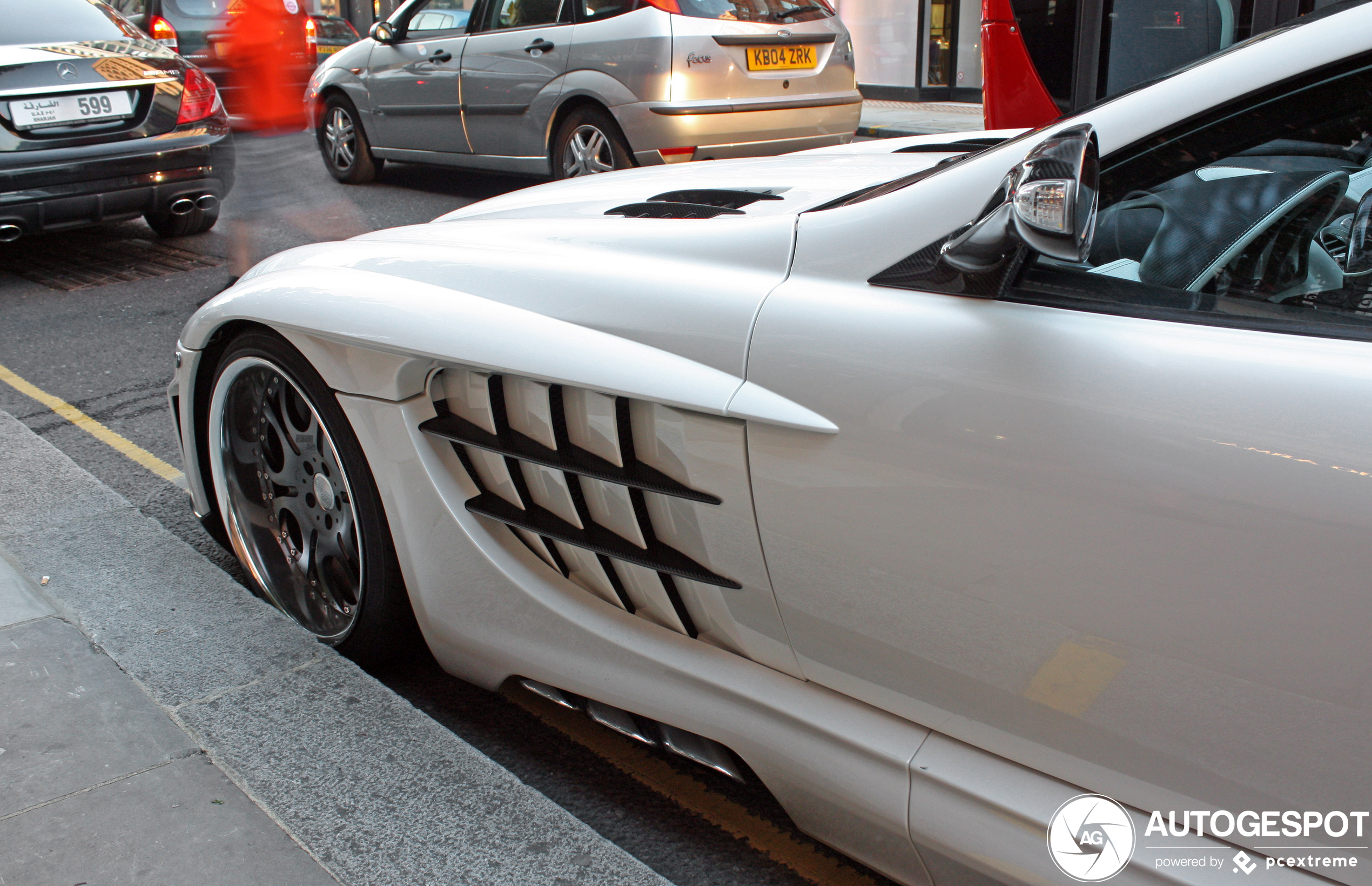 Mercedes-Benz FAB Design SLR McLaren Desire - 20 January 2023 - Autogespot