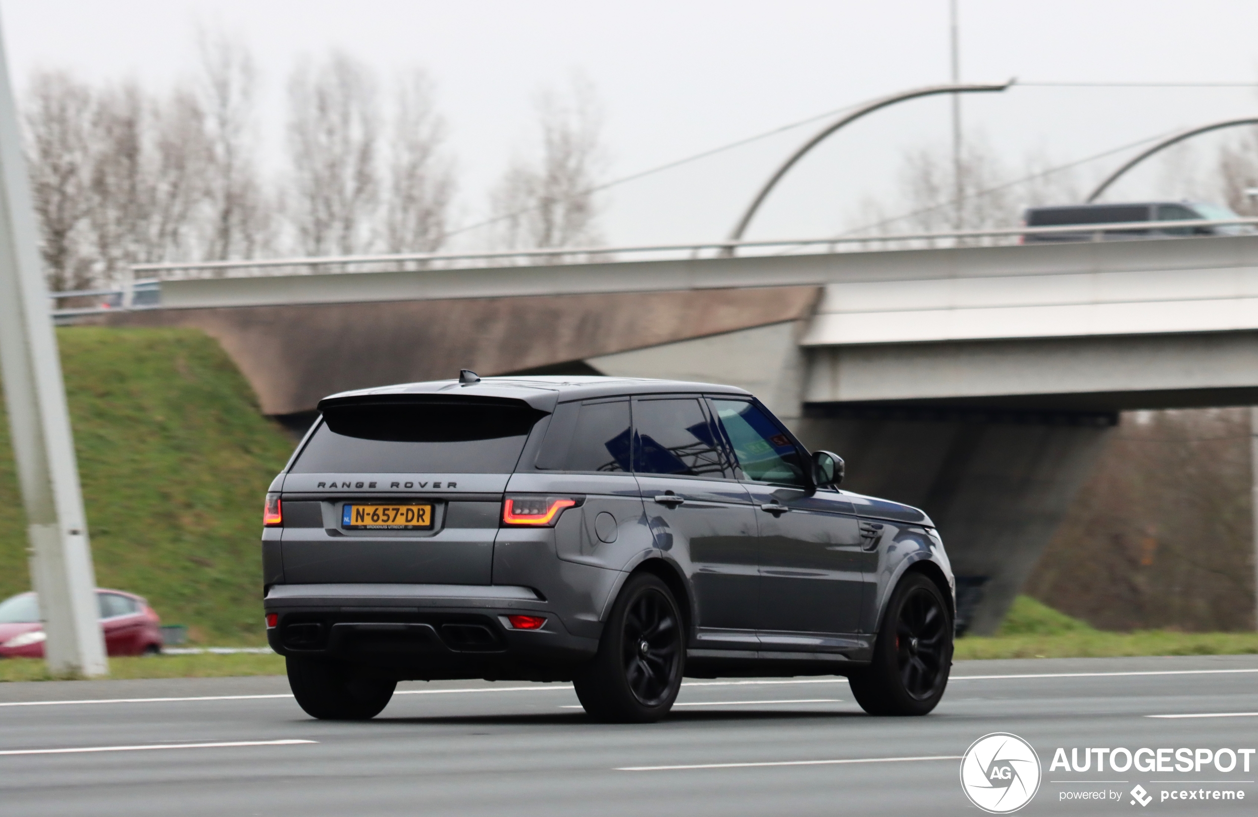 Land Rover Range Rover Sport SVR 2018 Carbon Edition - 15 February 2023 ...