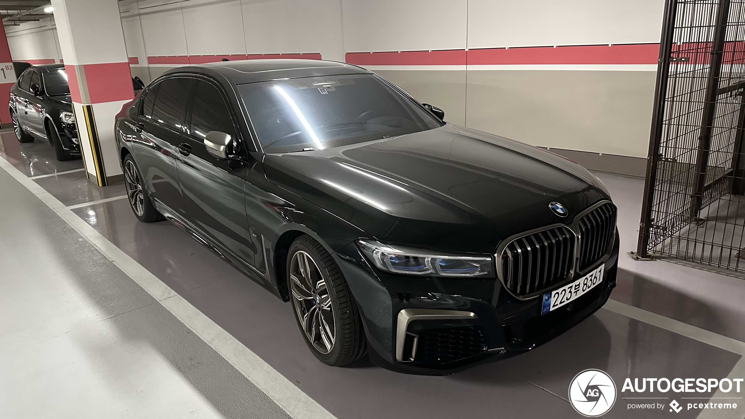 BMW M760Li xDrive 2019 - 26 February 2023 - Autogespot