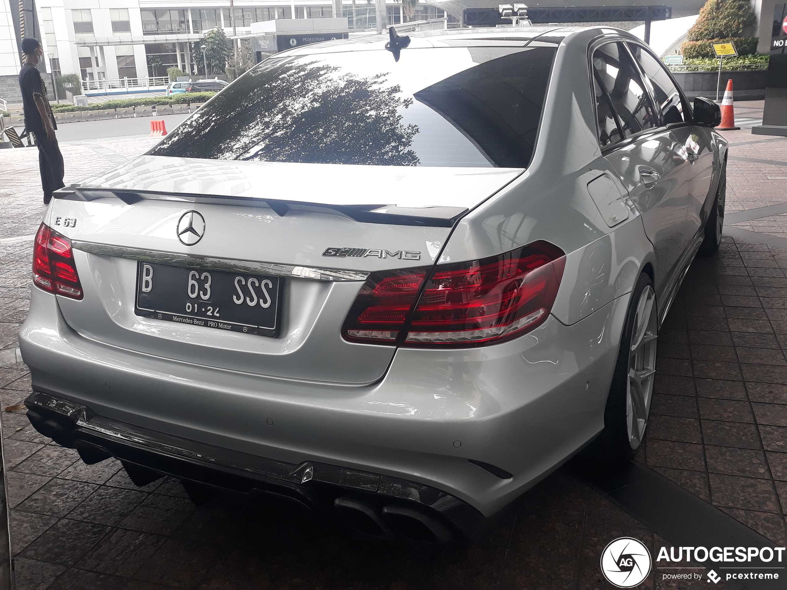 Mercedes-Benz Renntech E 63 AMG W212 V8 Biturbo - 11 April 2023 ...