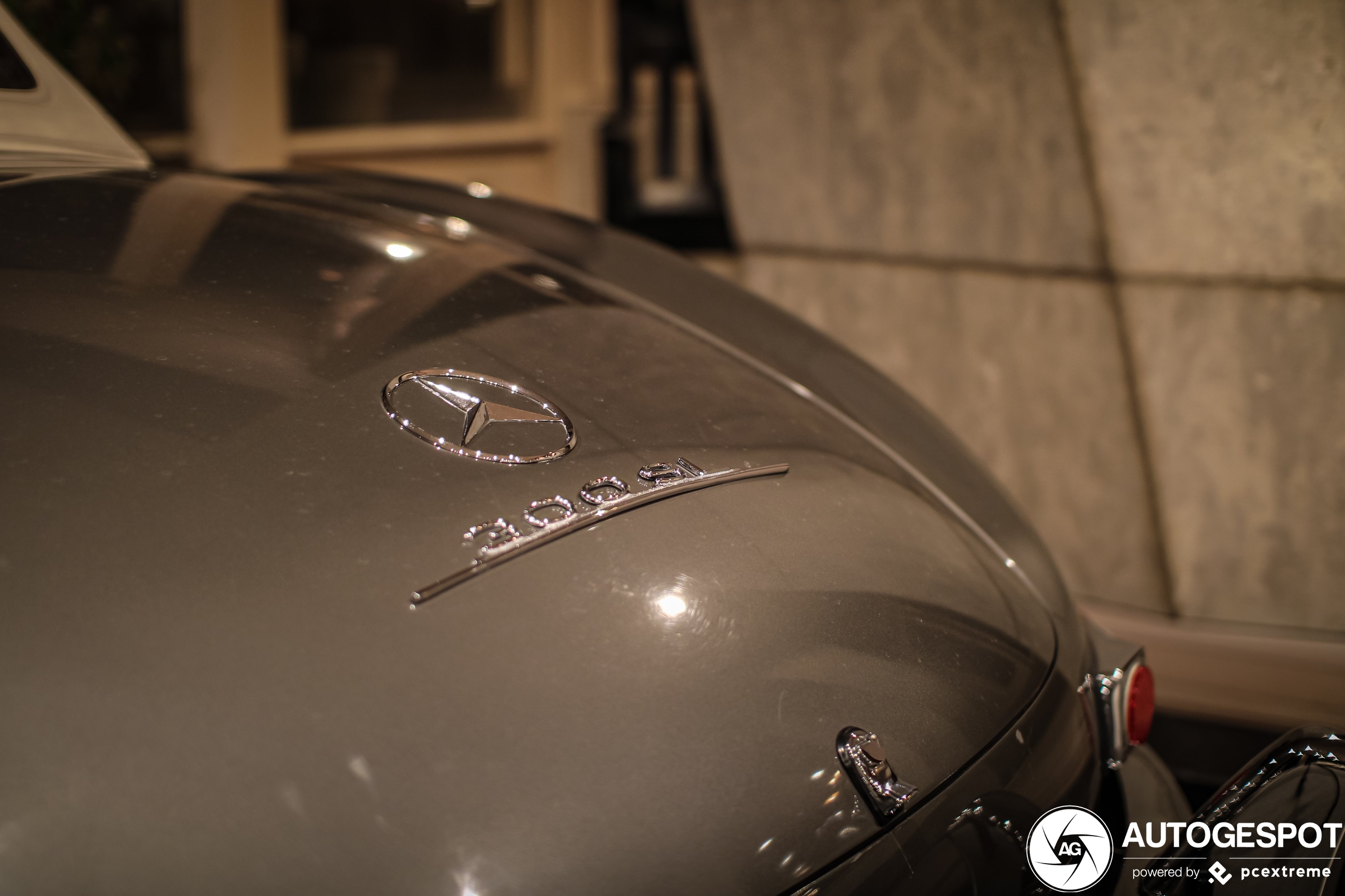 Mercedes-Benz 300SL Roadster - 21 April 2023 - Autogespot