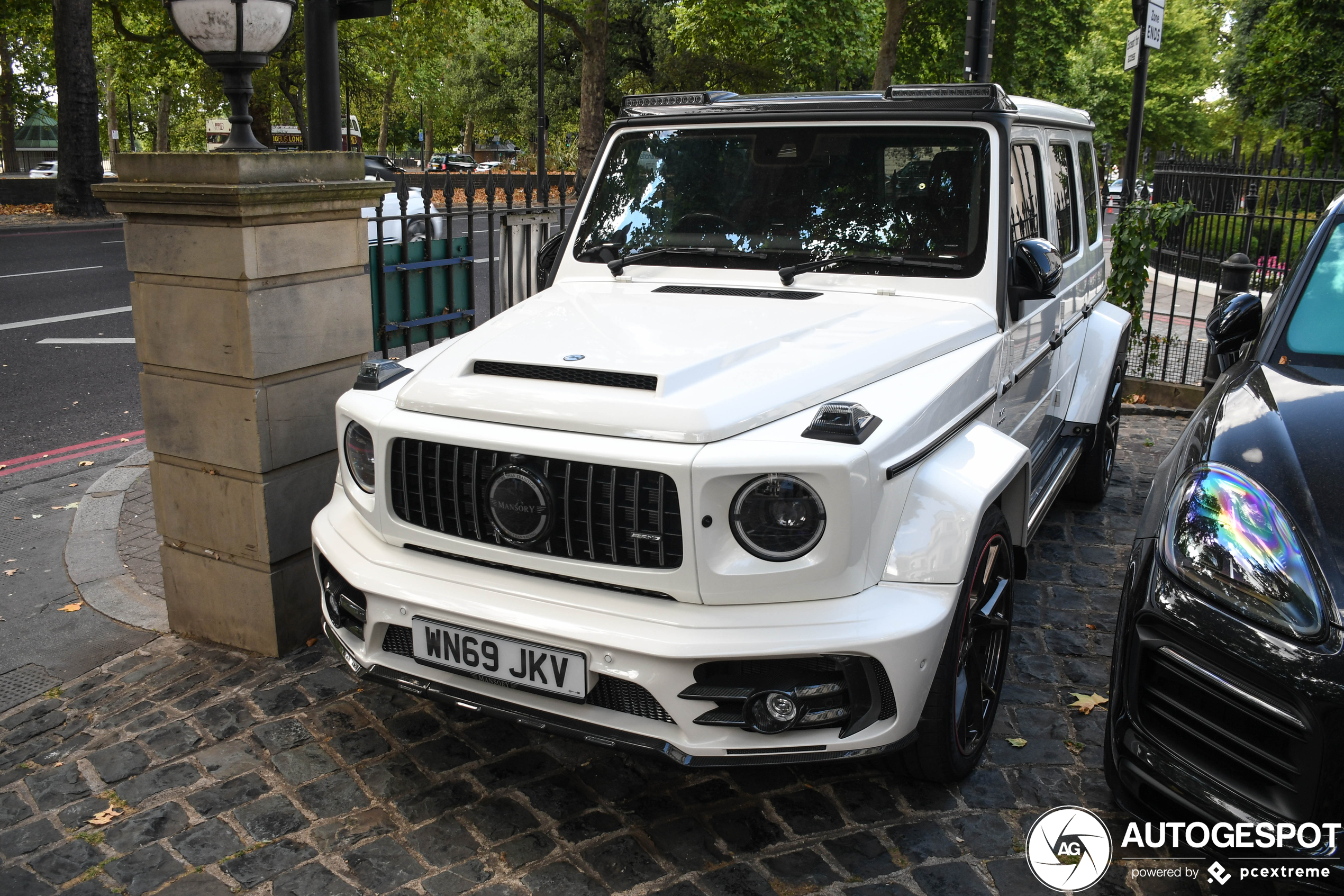 Mercedes-AMG Mansory G 63 P820 Performance - 24 April 2023 - Autogespot
