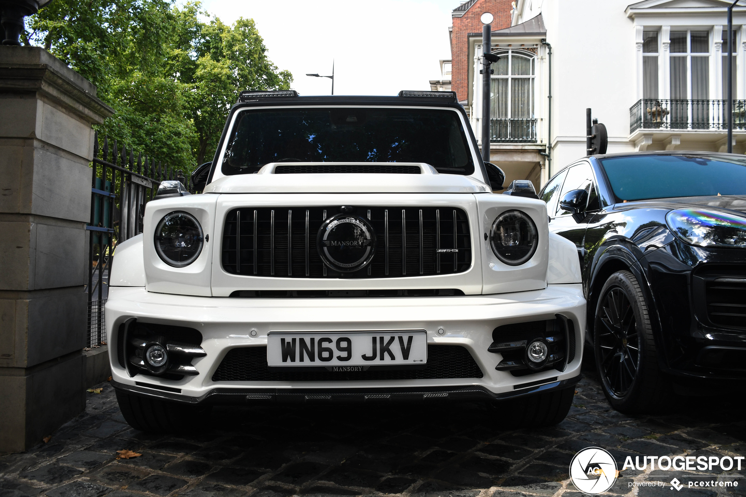Mercedes-AMG Mansory G 63 P820 Performance - 24 April 2023 - Autogespot