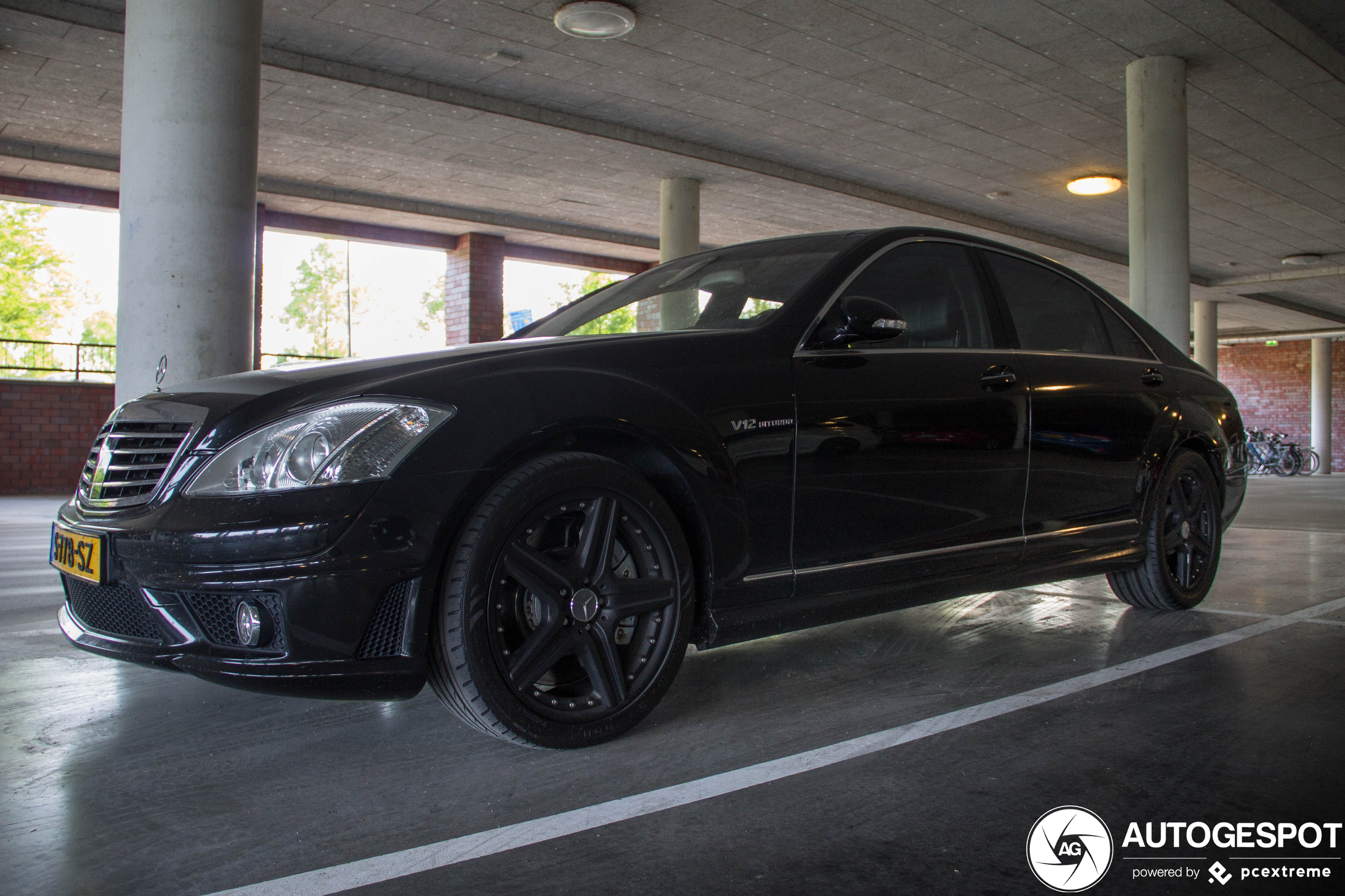 Mercedes-Benz S 65 AMG V221 - 19 May 2023 - Autogespot