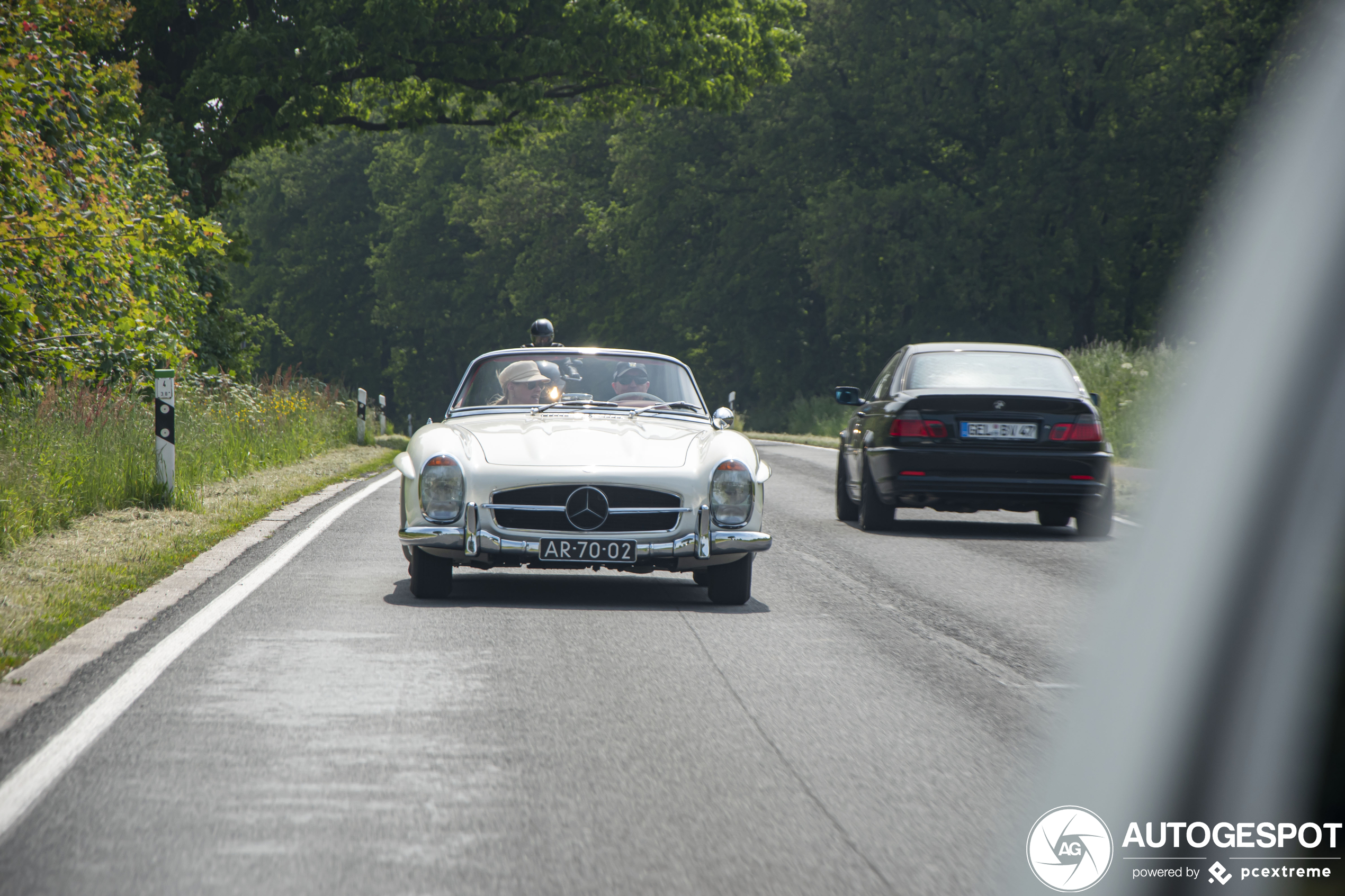 Mercedes-Benz 300SL Roadster - 21 May 2023 - Autogespot