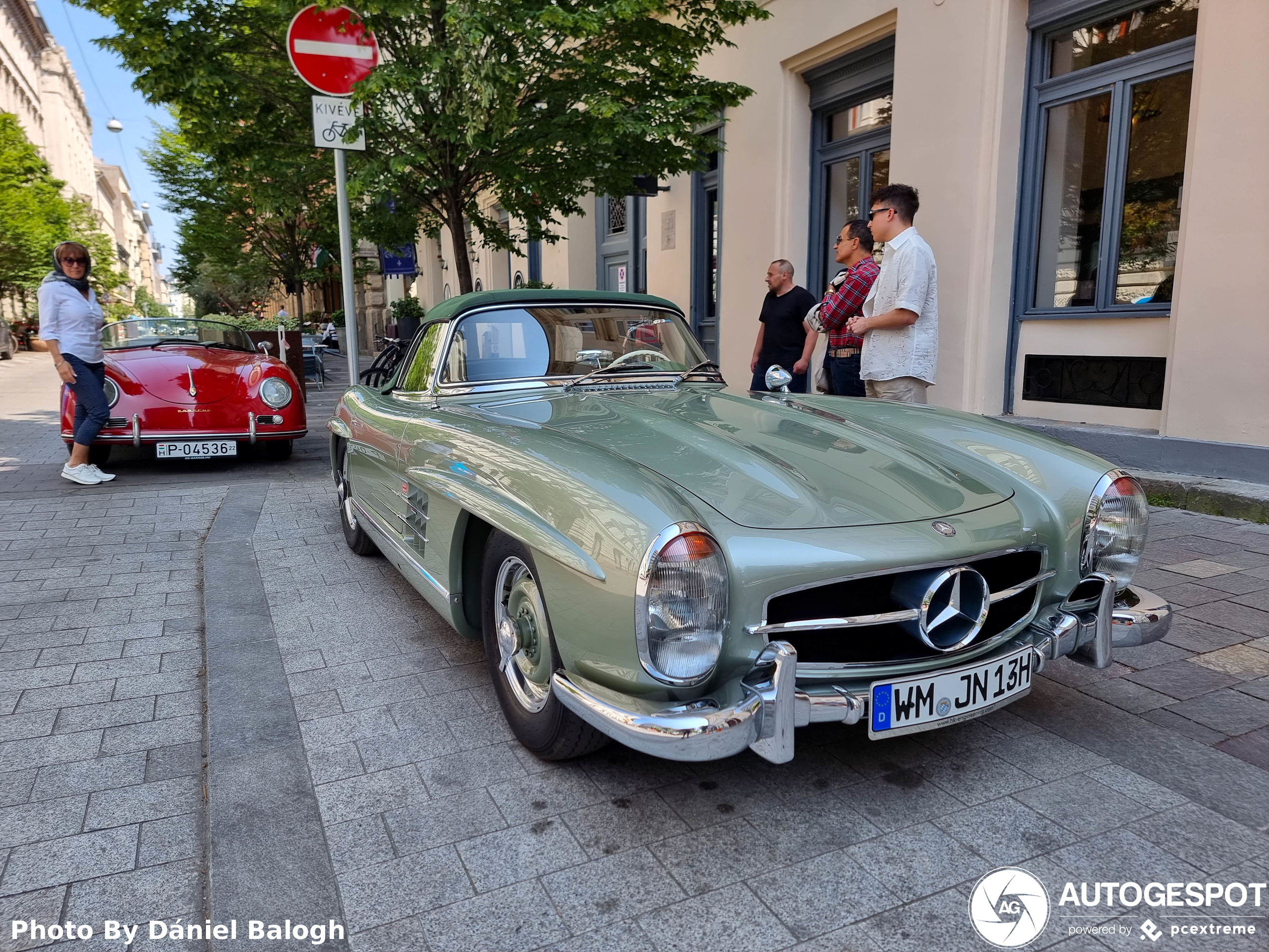 Mercedes-Benz 300SL Roadster - 28 May 2023 - Autogespot
