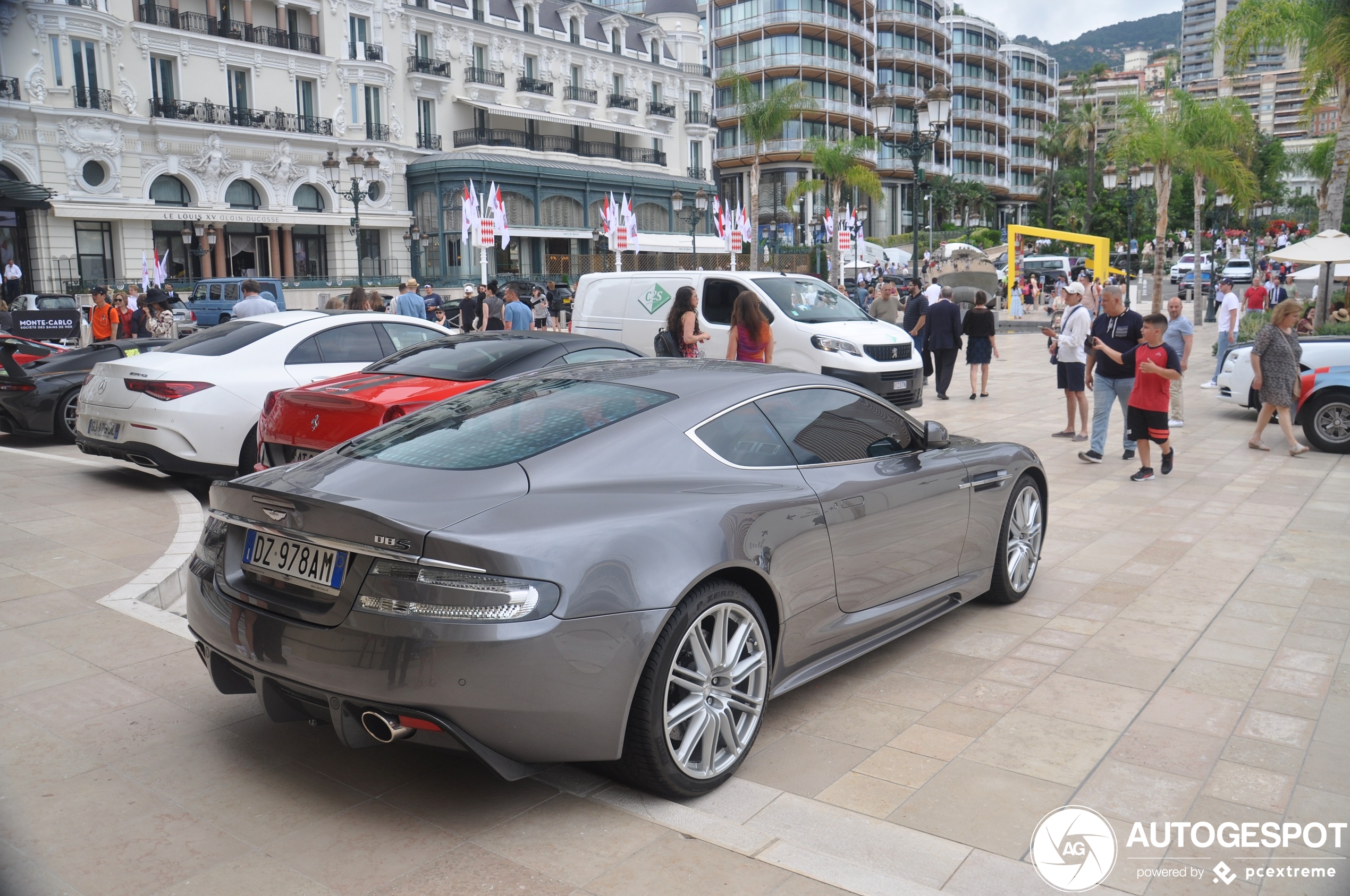 Aston Martin DBS - 10 June 2023 - Autogespot