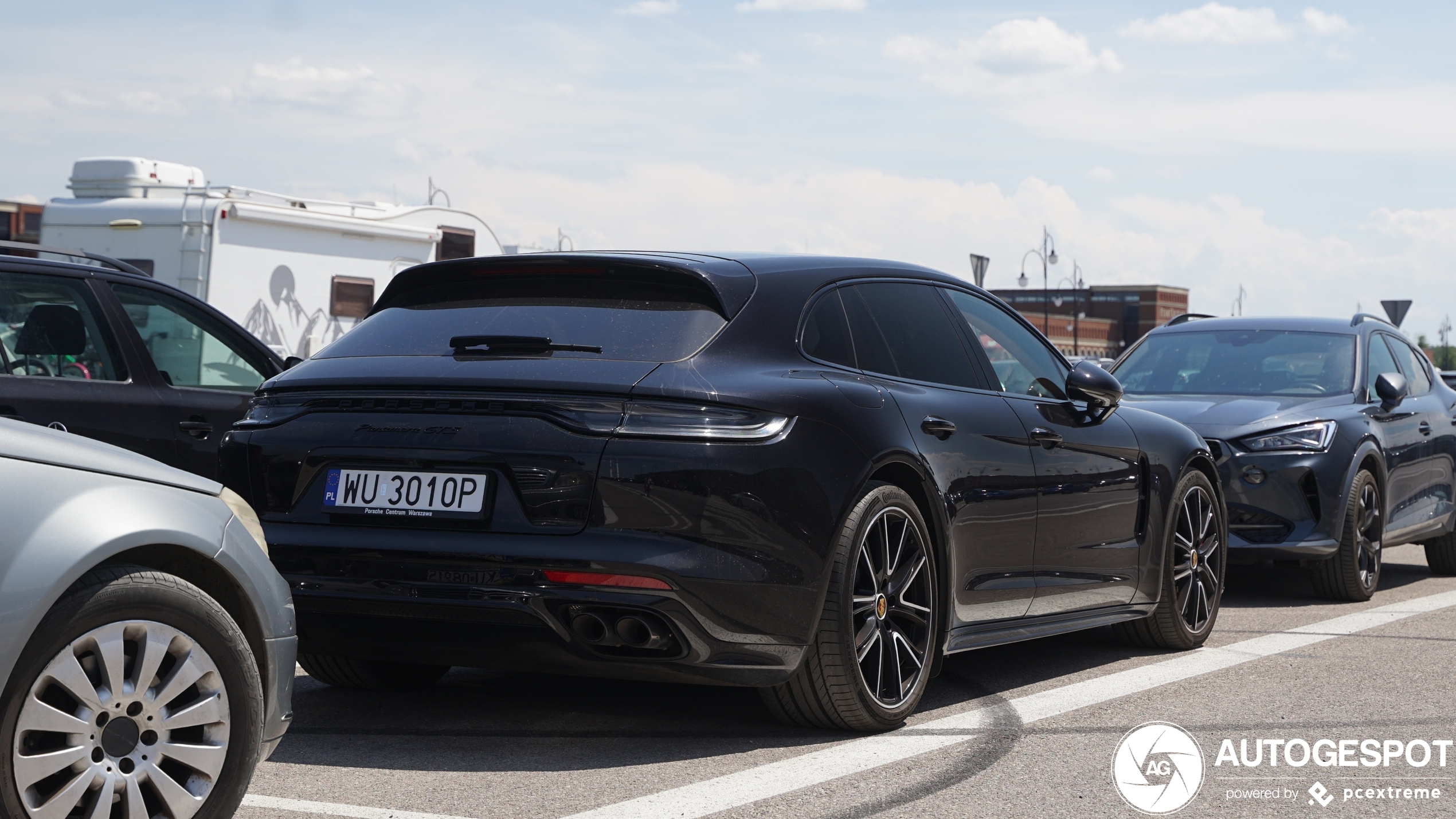 Porsche 971 Panamera GTS Sport Turismo MkII - 10 June 2023 - Autogespot