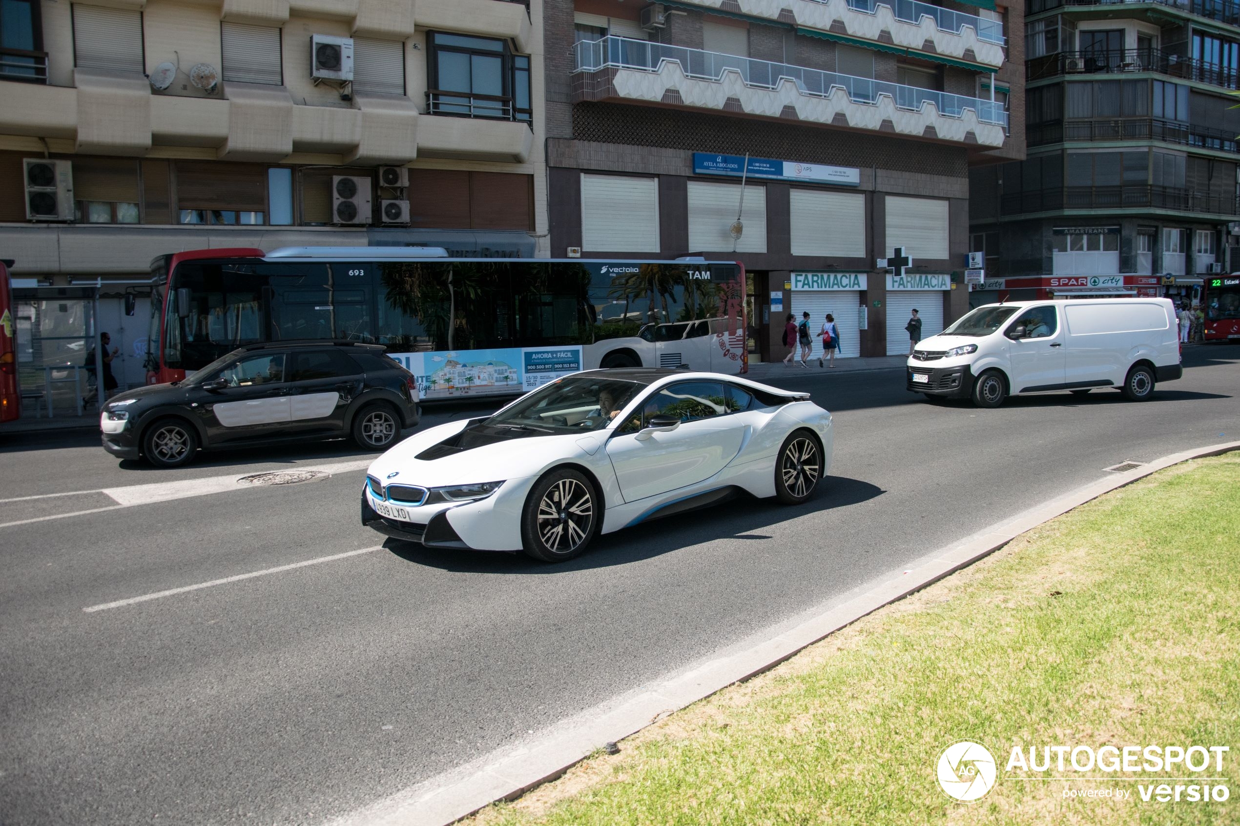 BMW i8 - 24 June 2023 - Autogespot