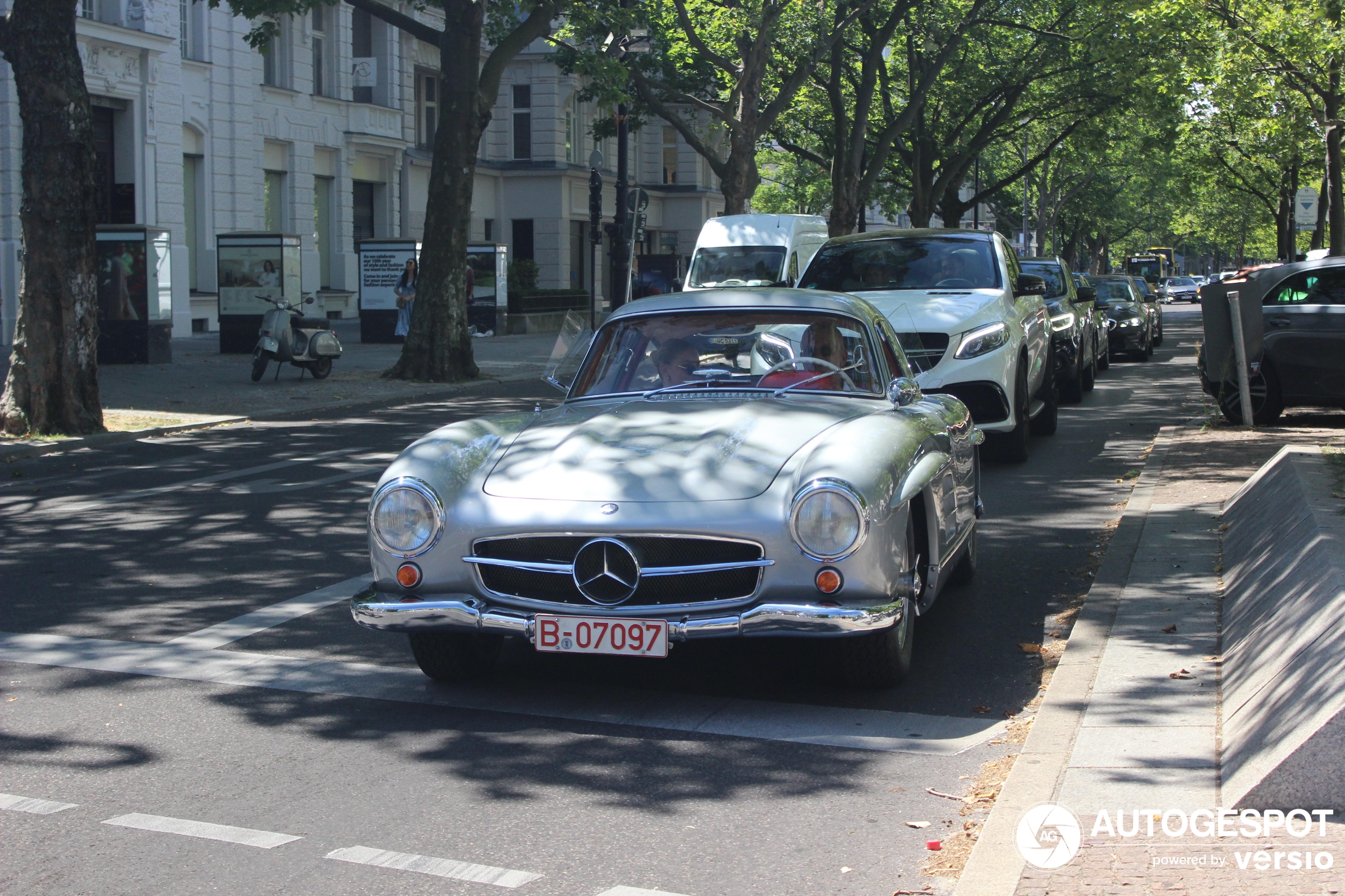 Mercedes-Benz 300SL Gullwing - 17 July 2023 - Autogespot