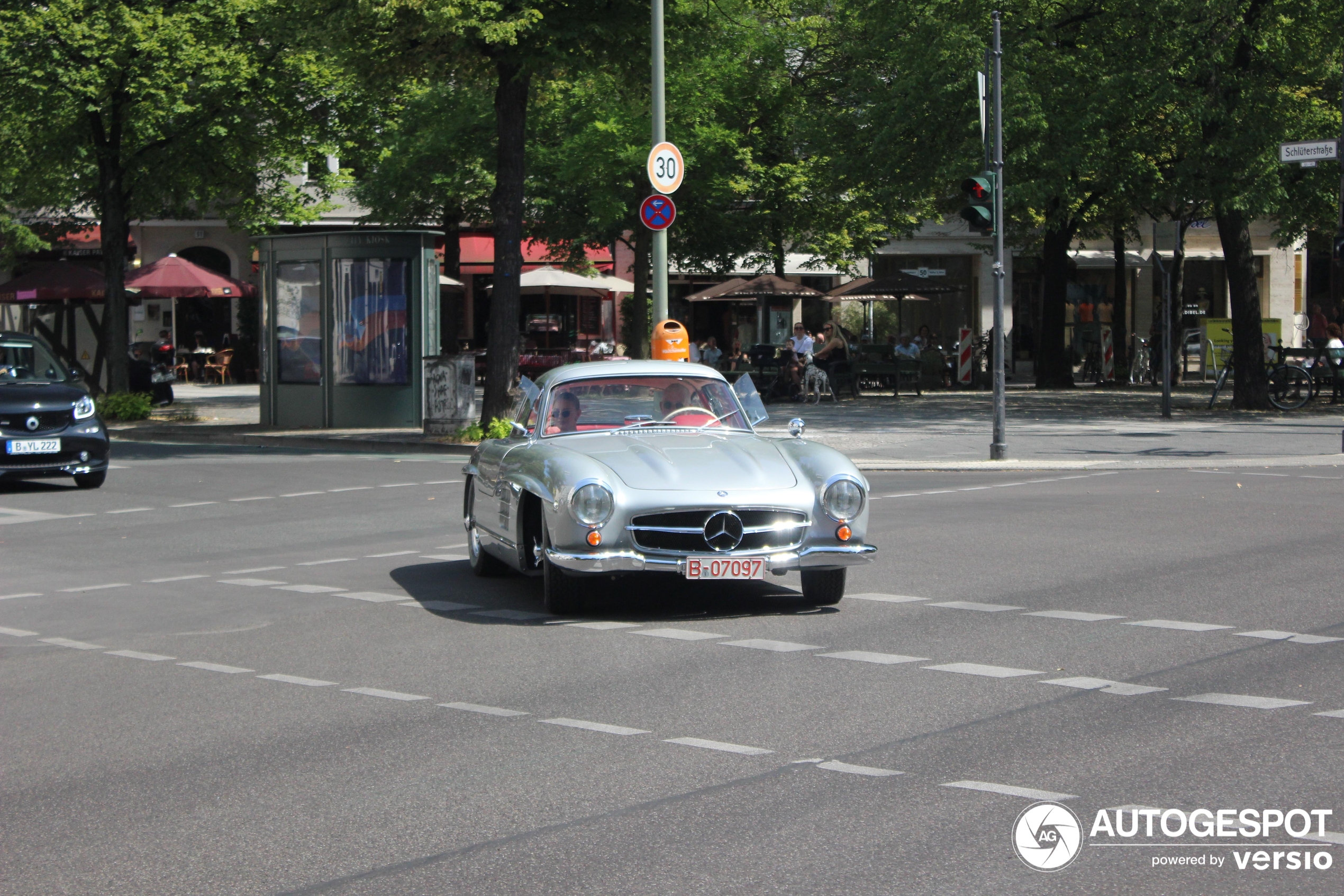 Mercedes-Benz 300SL Gullwing - 17 July 2023 - Autogespot