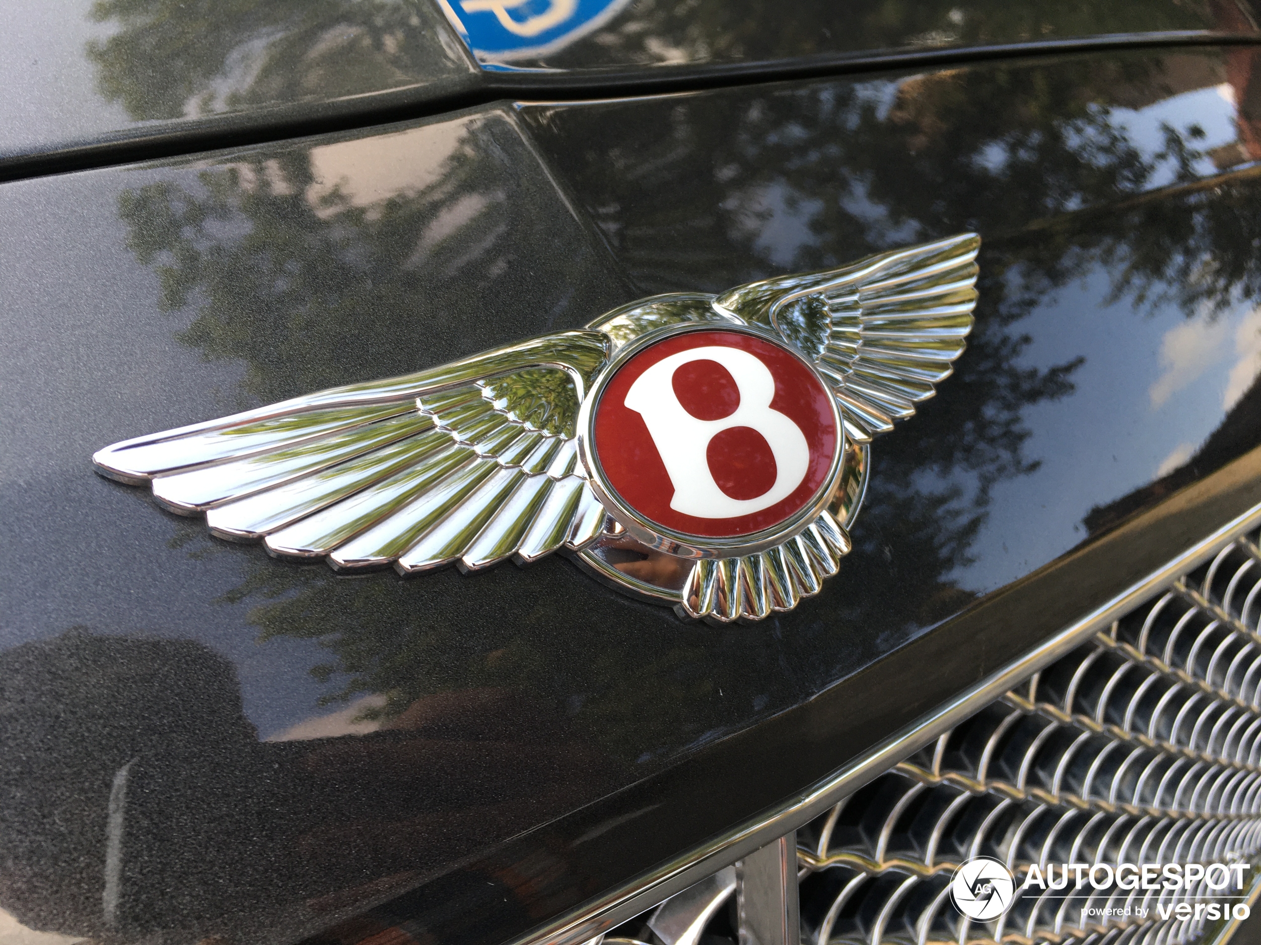 Bentley Flying Spur V8 - 21 July 2023 - Autogespot