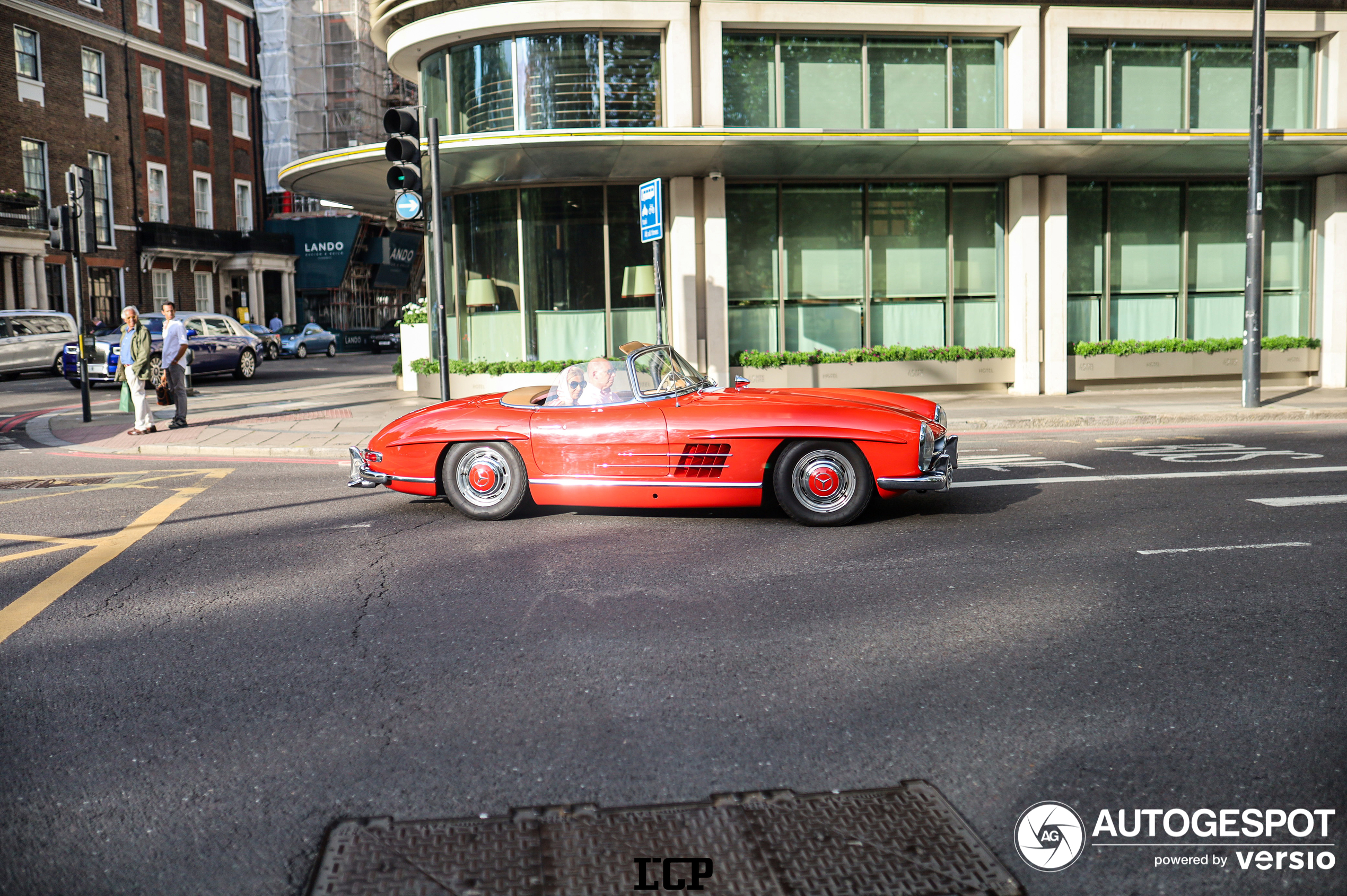 Mercedes-Benz 300SL Roadster - 29 July 2023 - Autogespot