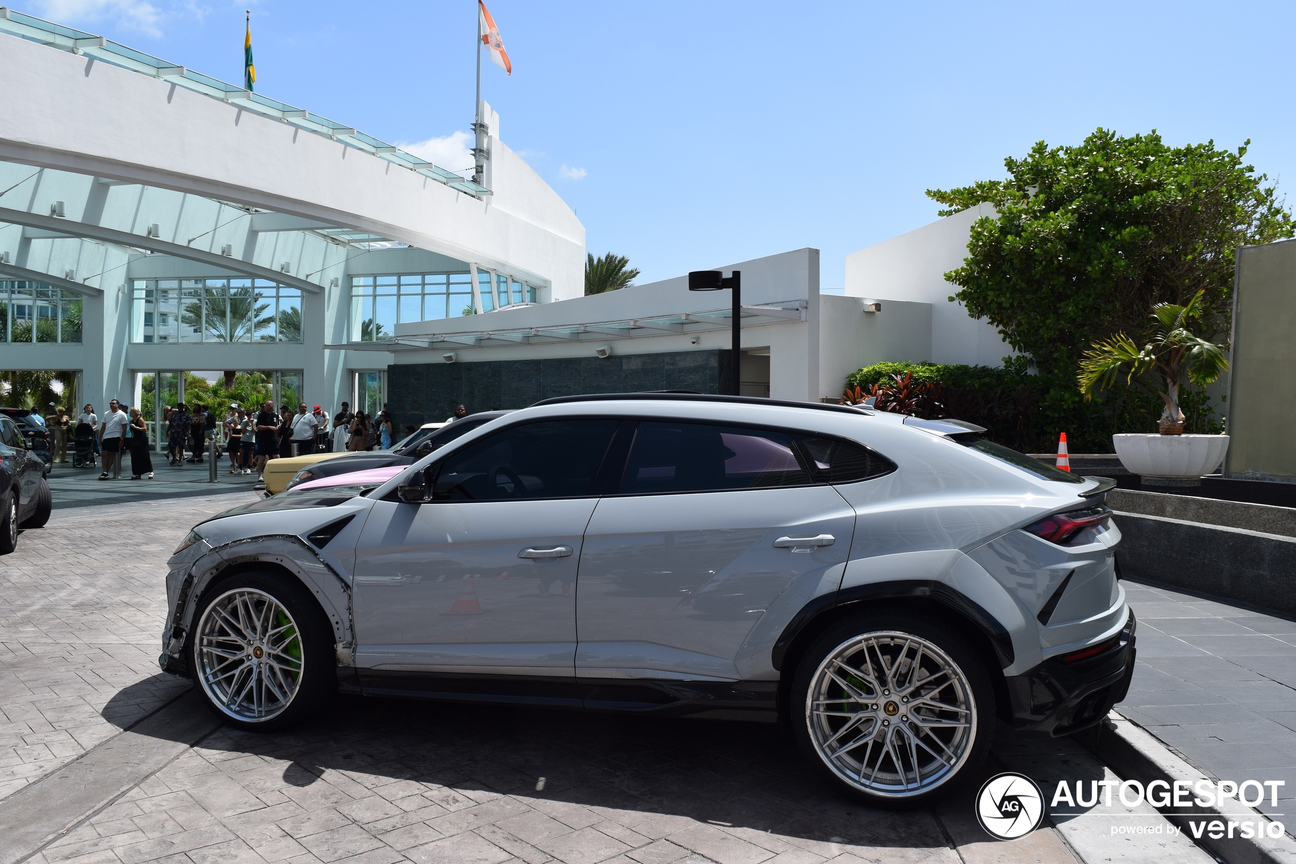 Lamborghini Urus 1016 Industries - 01 August 2023 - Autogespot