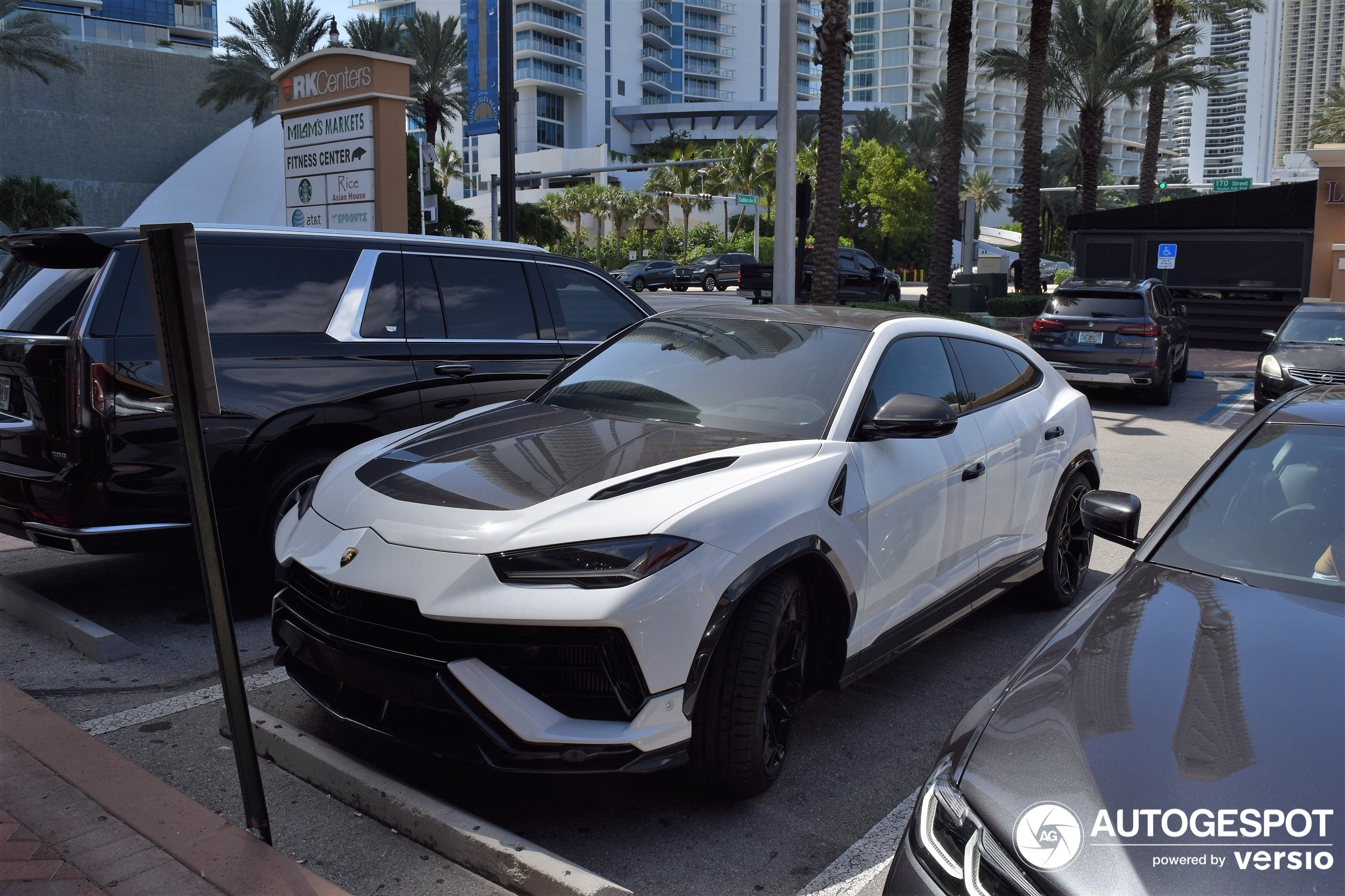 Lamborghini Urus Performante - 03 August 2023 - Autogespot
