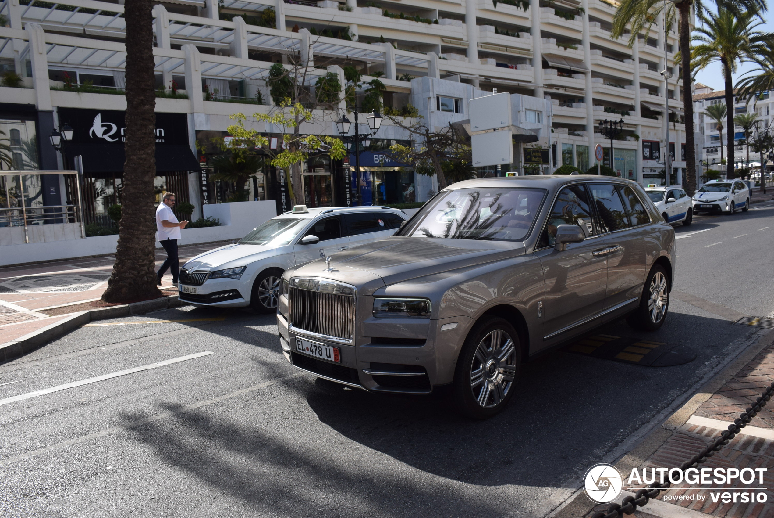 Rolls-Royce Cullinan - 23 August 2023 - Autogespot