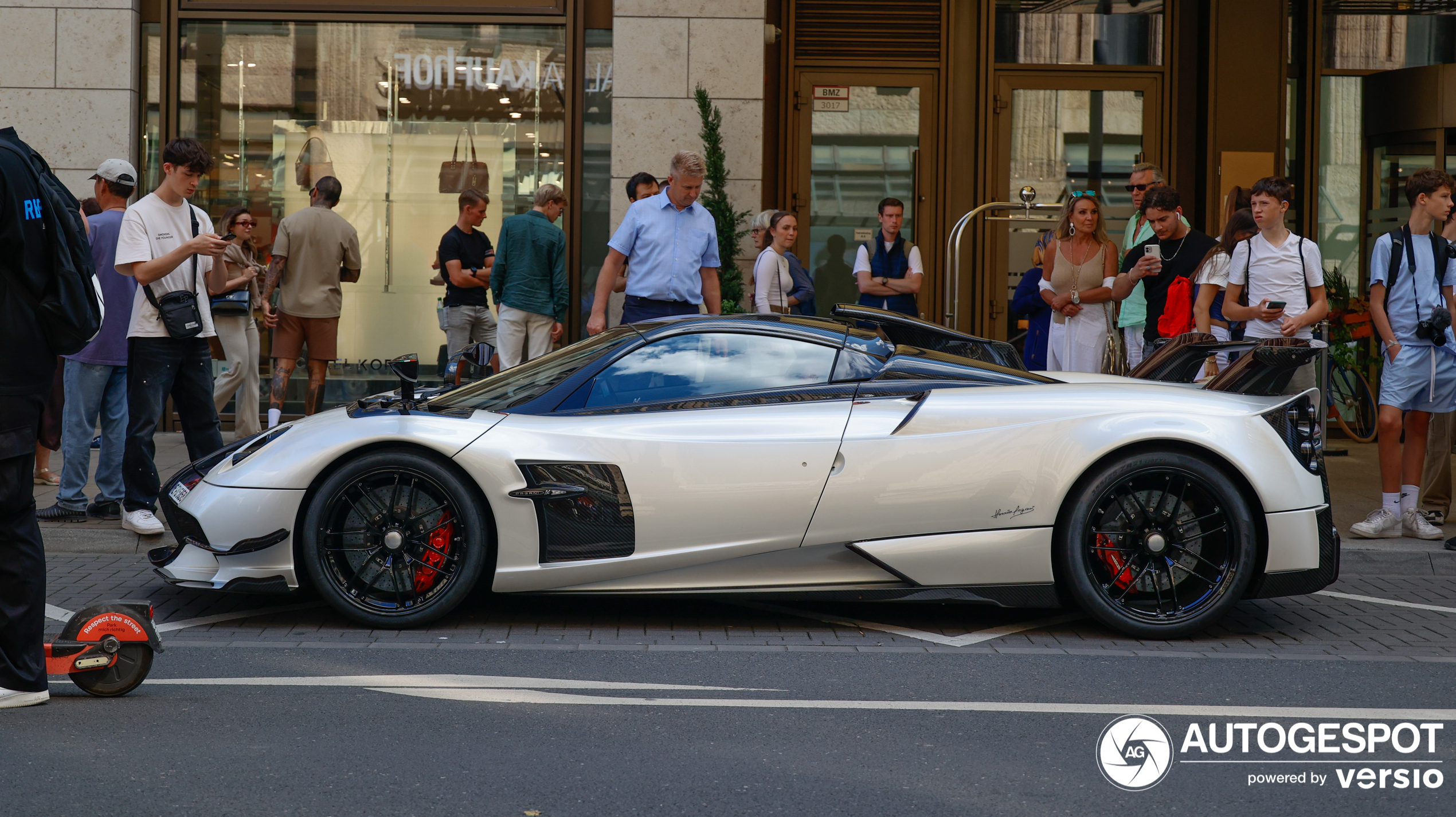 Pagani Huayra Roadster BC - 28 August 2023 - Autogespot