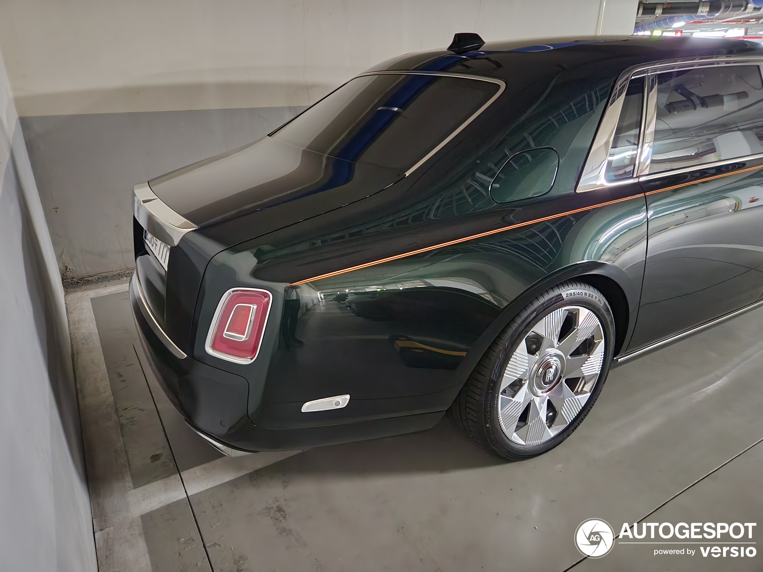 Rolls-Royce Phantom VIII EWB Series II - 18 September 2023 - Autogespot