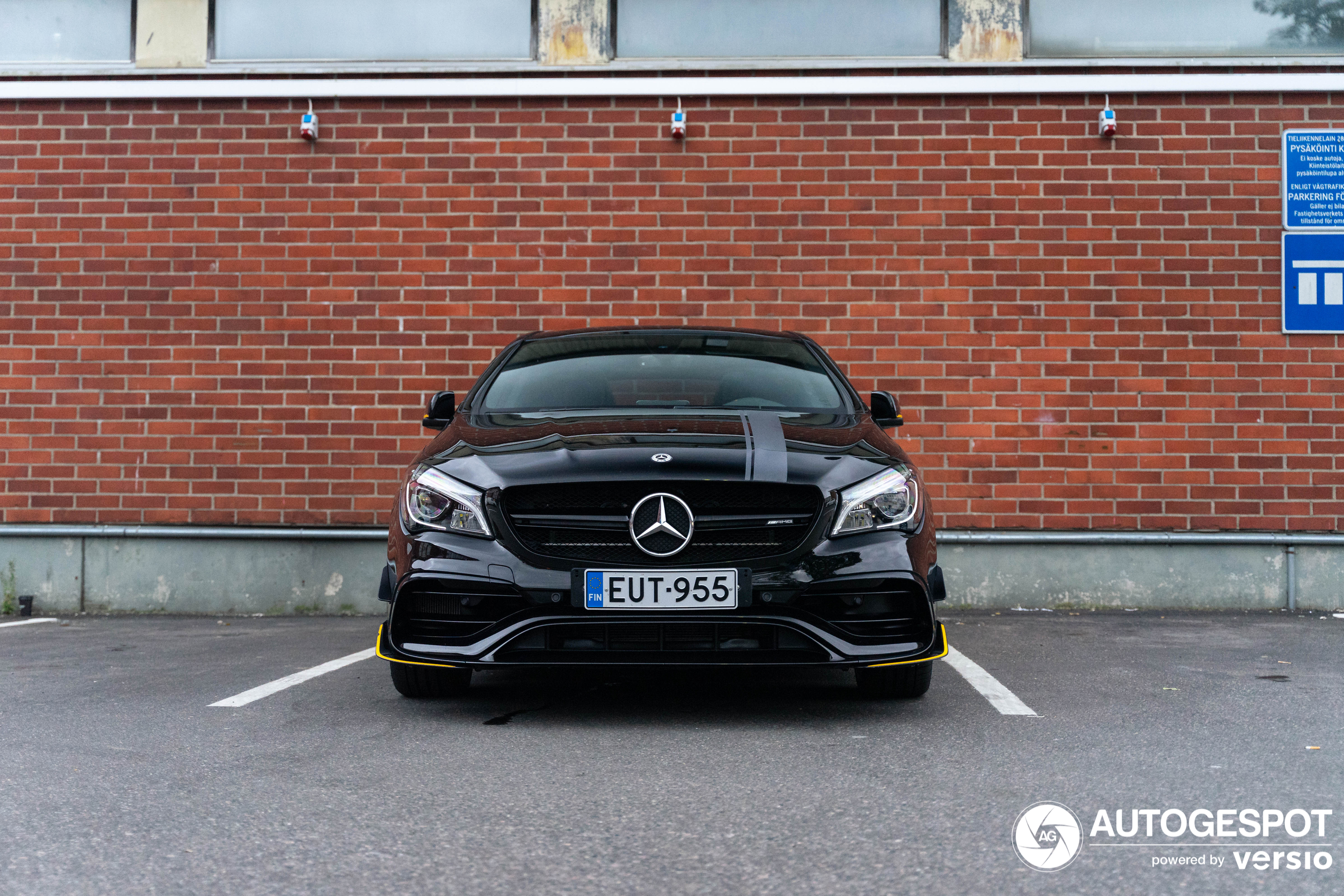 Mercedes-AMG CLA 45 C117 Yellow Night Edition - 20 September 2023 ...