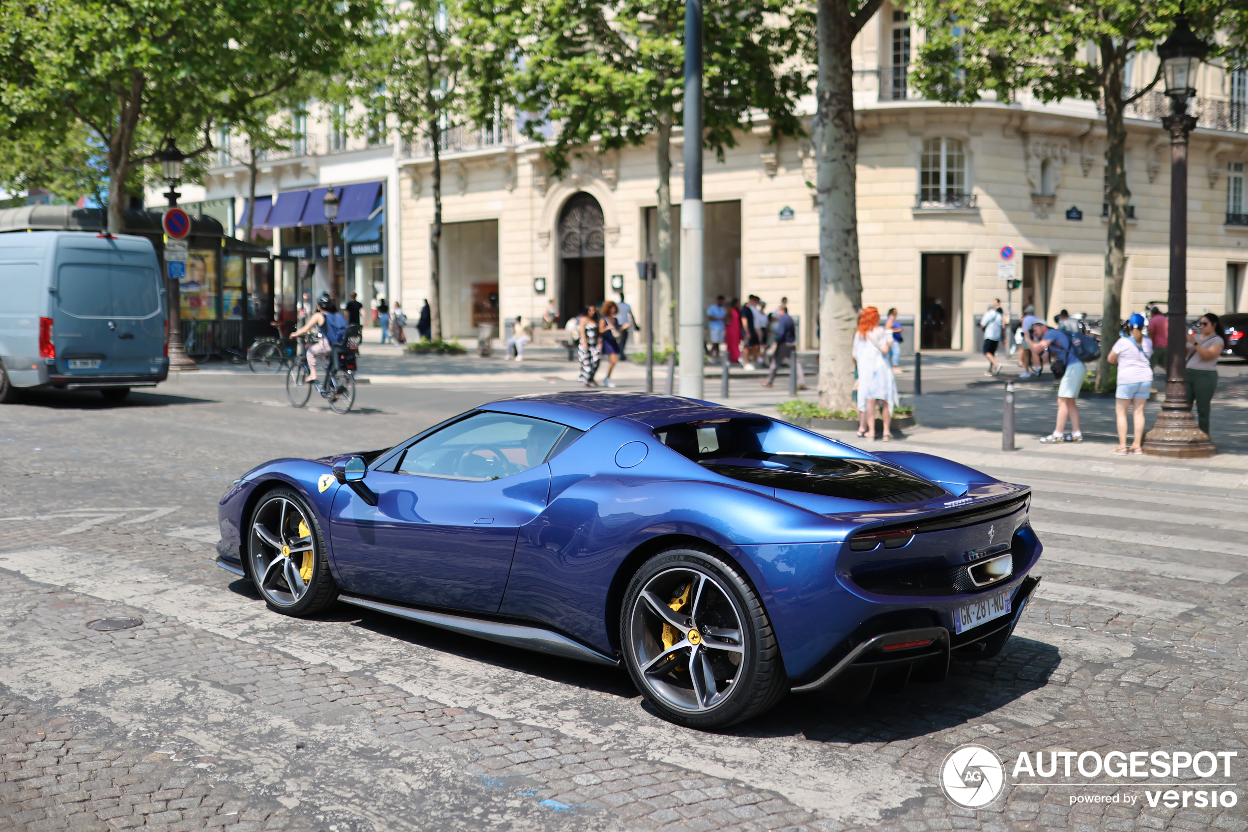 Ferrari 296 GTB - 25 September 2023 - Autogespot