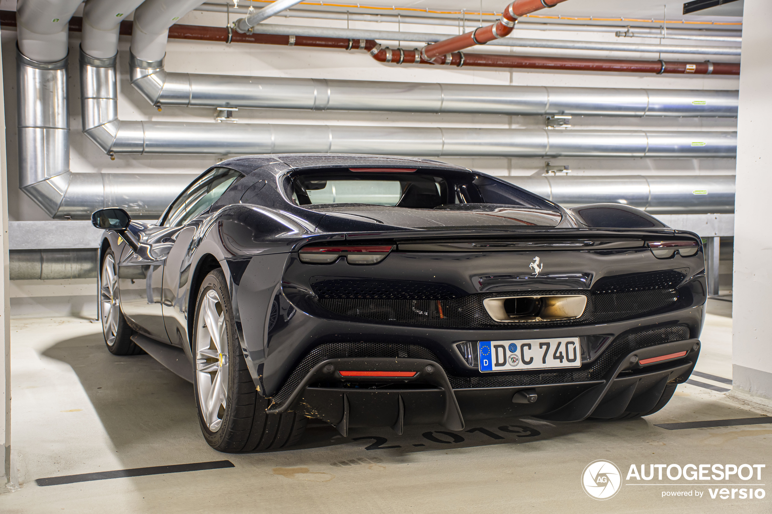 Ferrari 296 GTB - 29 November 2023 - Autogespot