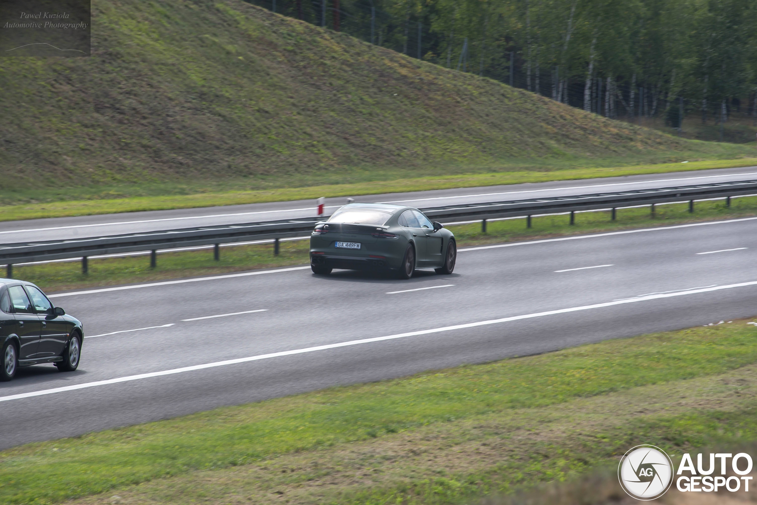 Porsche 971 Panamera GTS MkI - 10 December 2023 - Autogespot