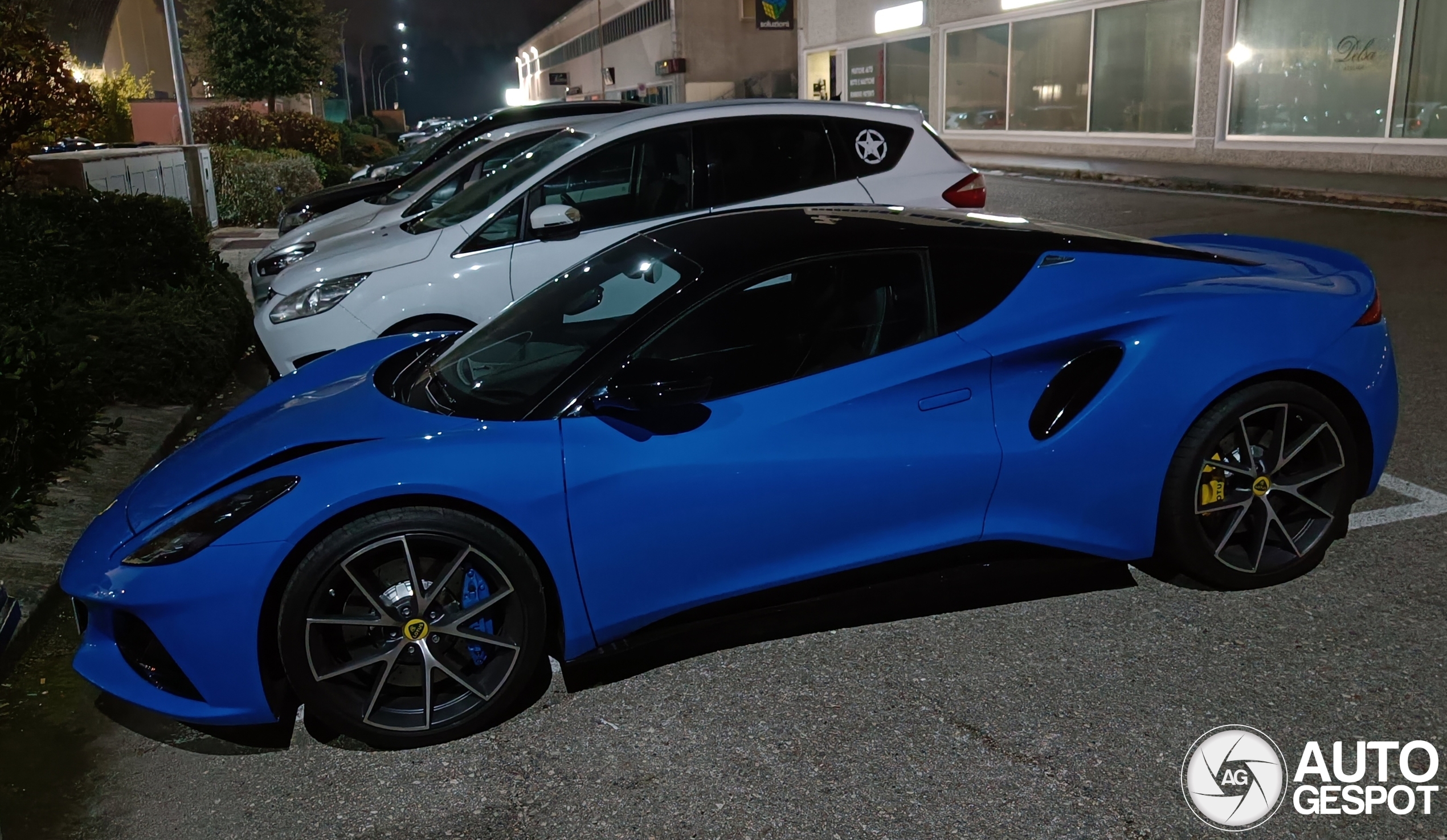 Lotus Emira - 21 December 2023 - Autogespot