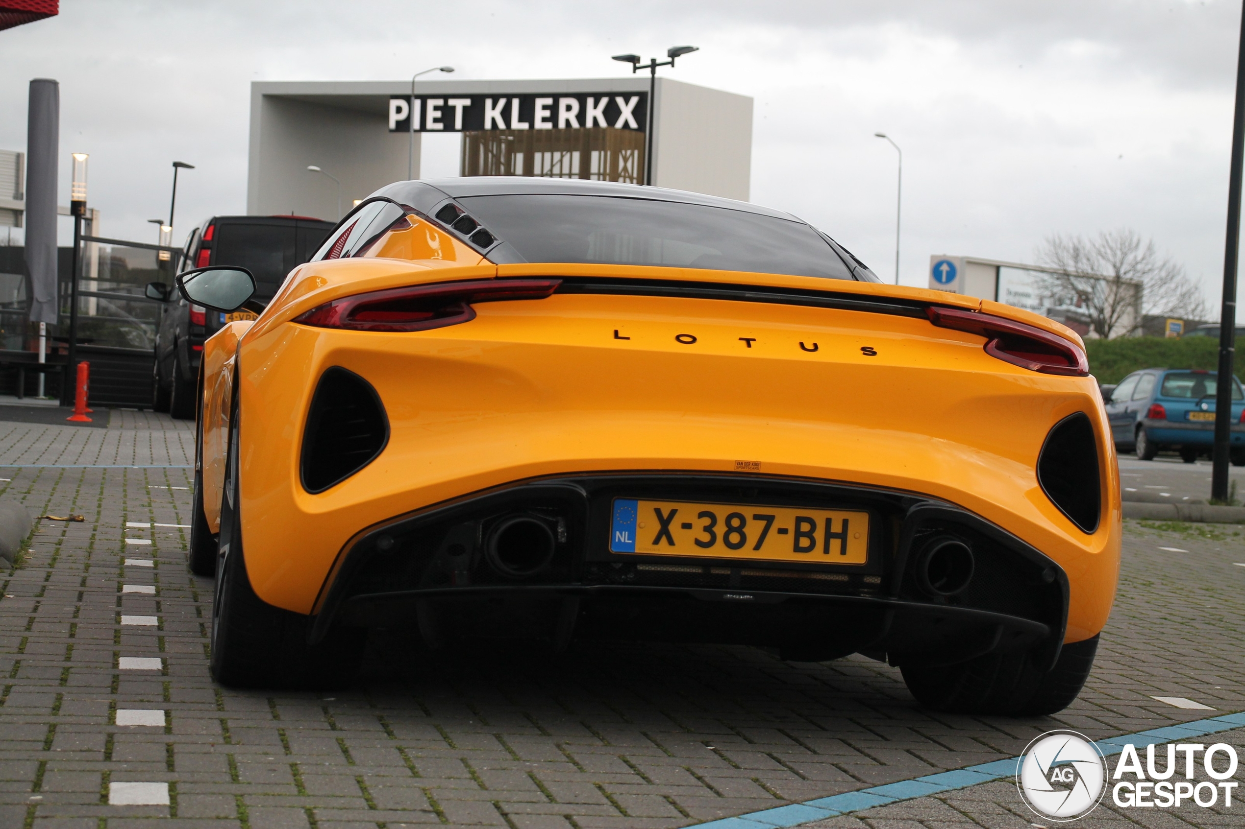 Lotus Emira - 28 December 2023 - Autogespot