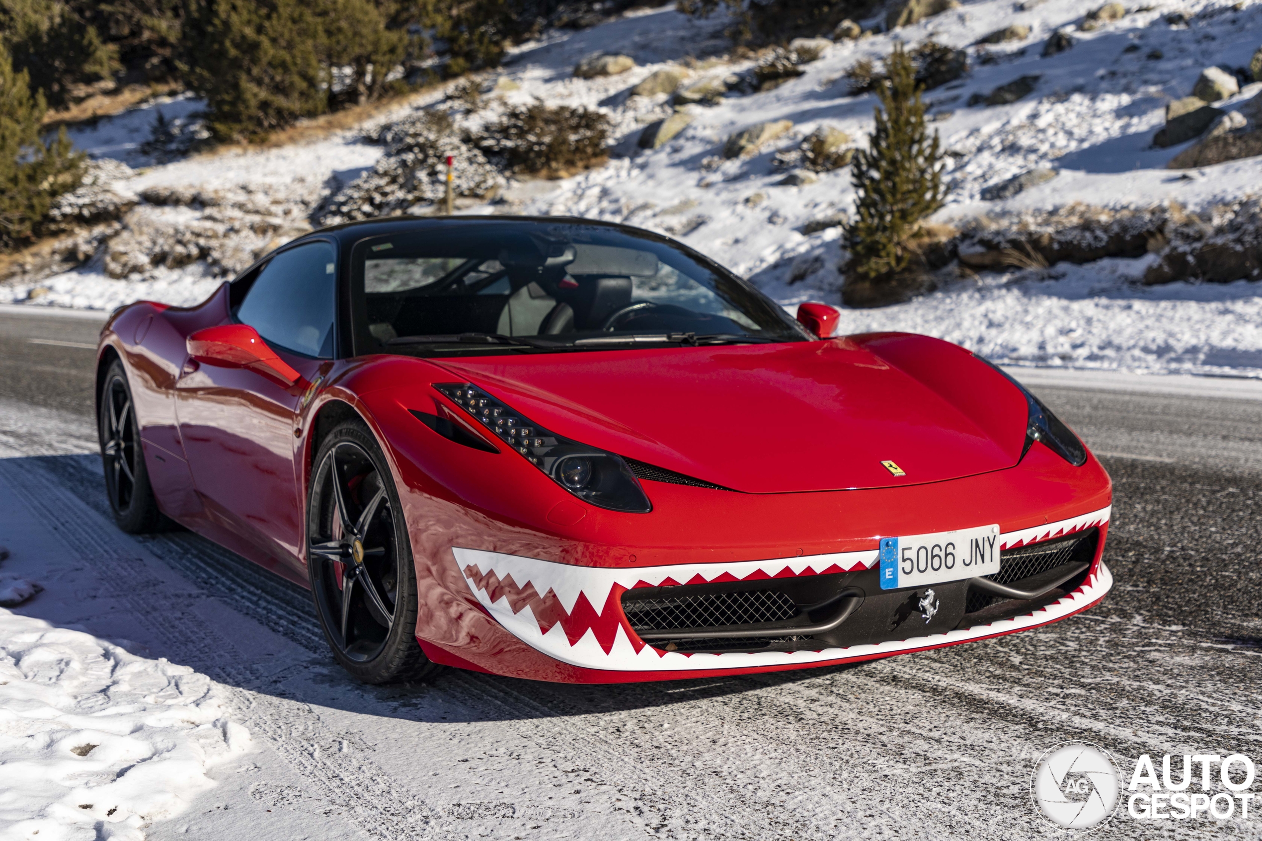 Ferrari 458 Italia Snow Ferrari 458 Satin Pearl White Vinyl Wrap | Car