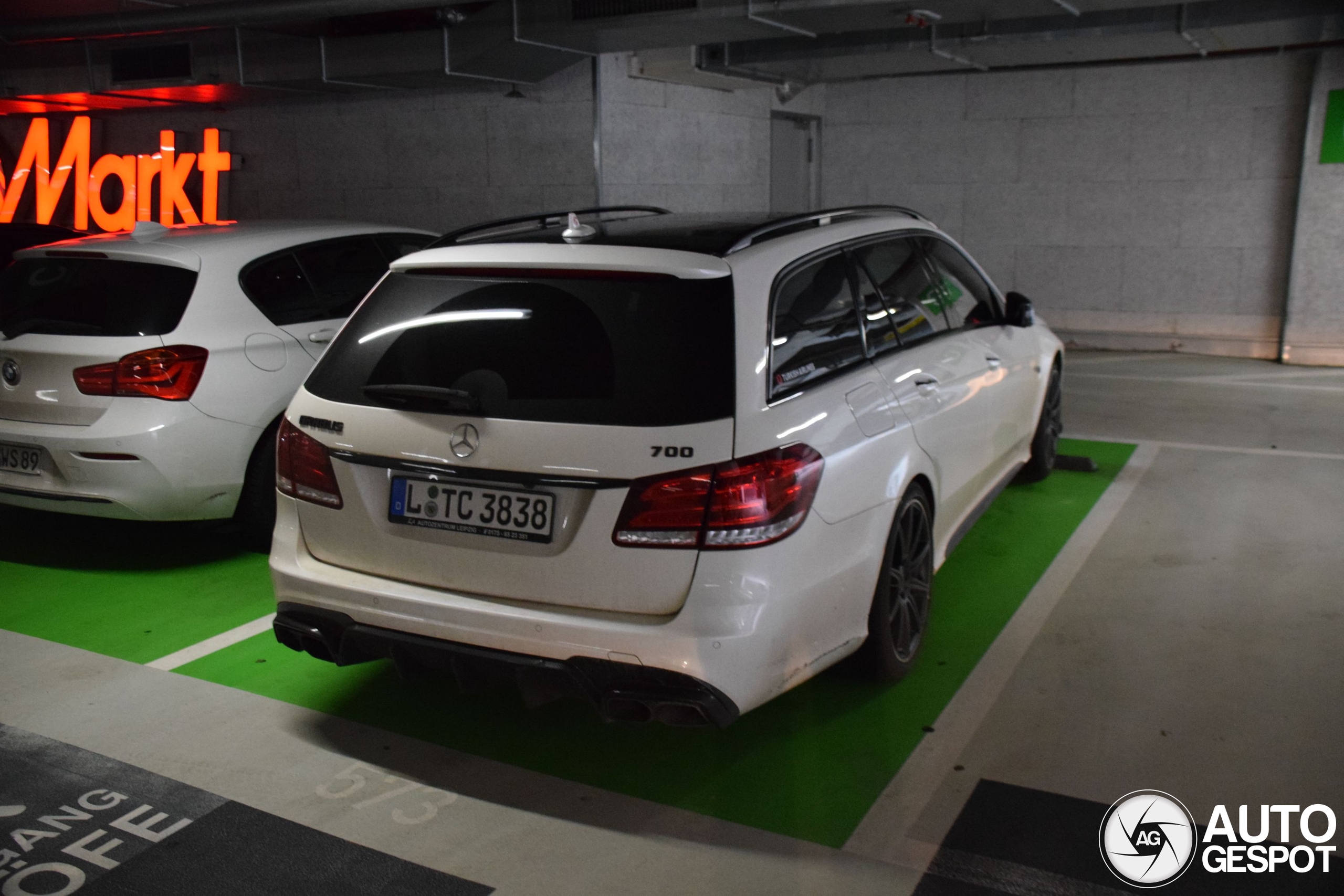Mercedes-Benz Brabus E B63S-700 Biturbo S212 2013 - 10 February 2024 ...