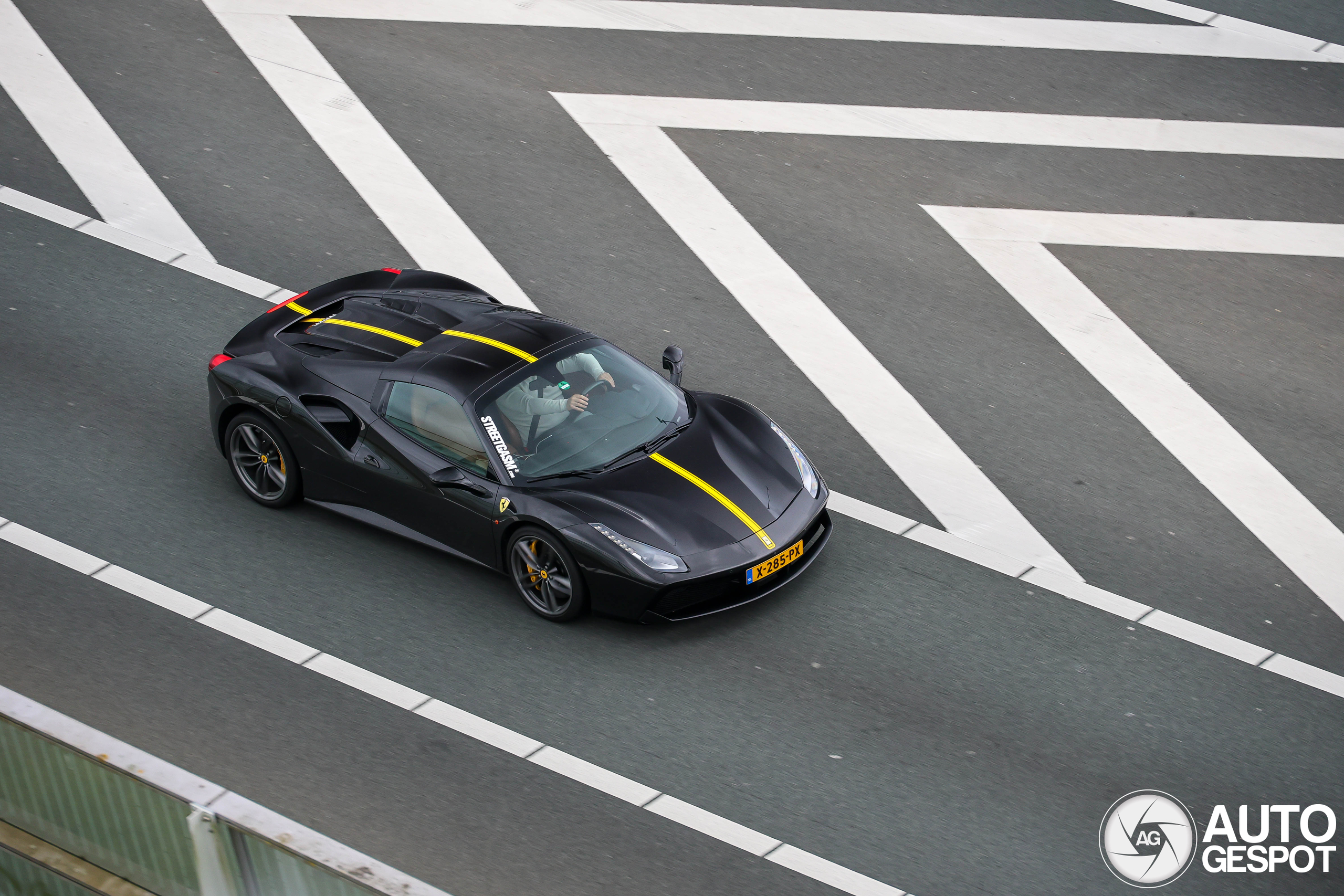 Ferrari 488 Spider - 21 March 2024 - Autogespot