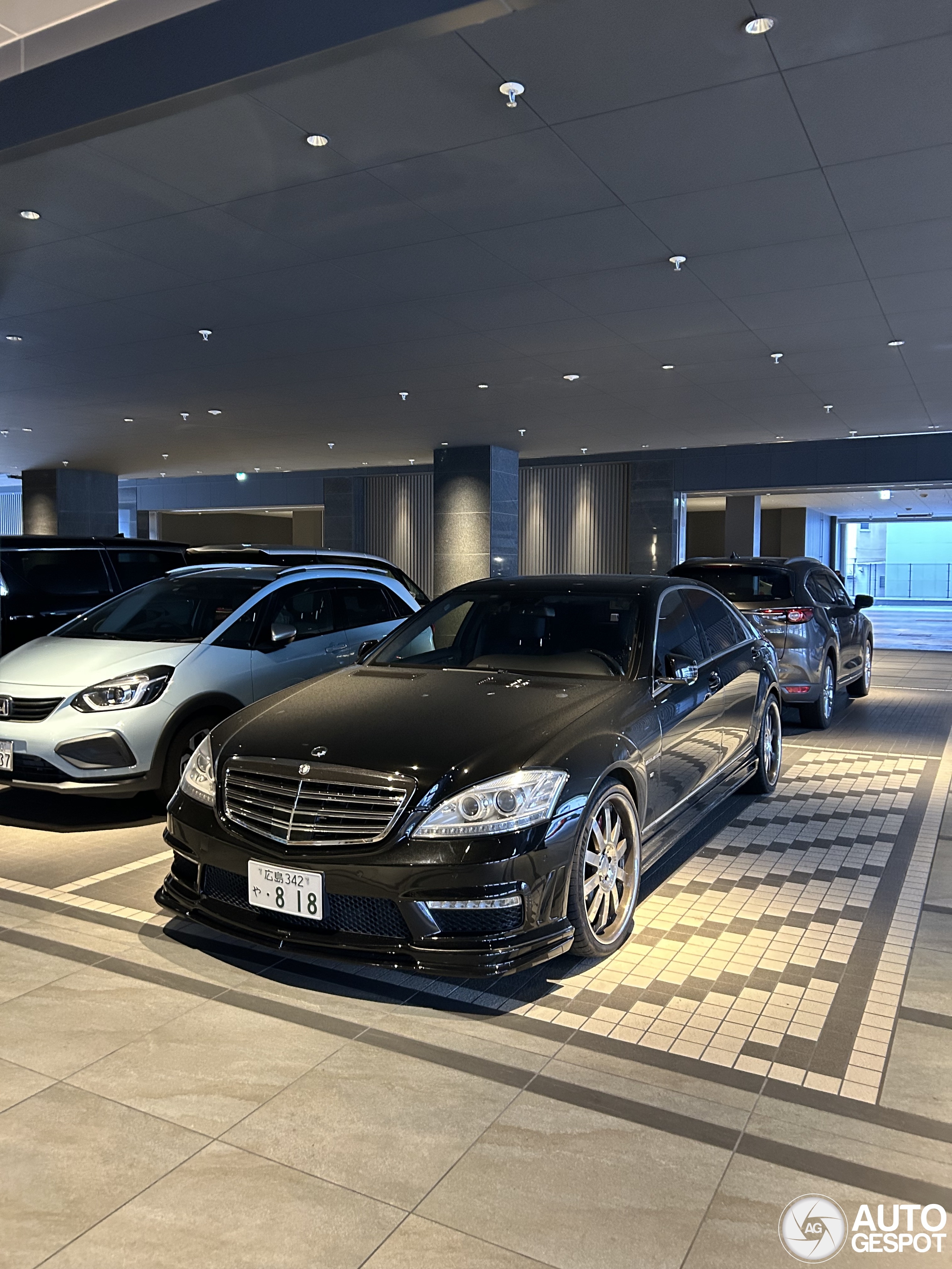 Mercedes-Benz S 65 AMG V221 Mosel M65RS - 21 March 2024 - Autogespot