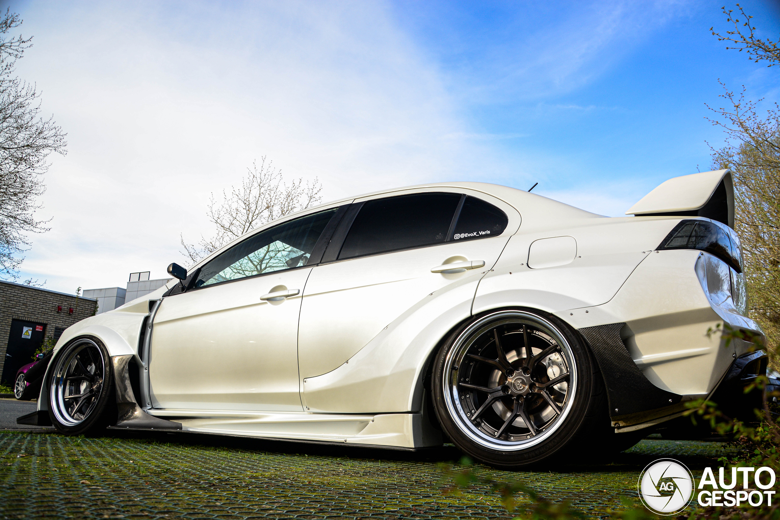 Mitsubishi Lancer Evolution X Varis Wide Body Ver.1 - 04 April 2024 ...