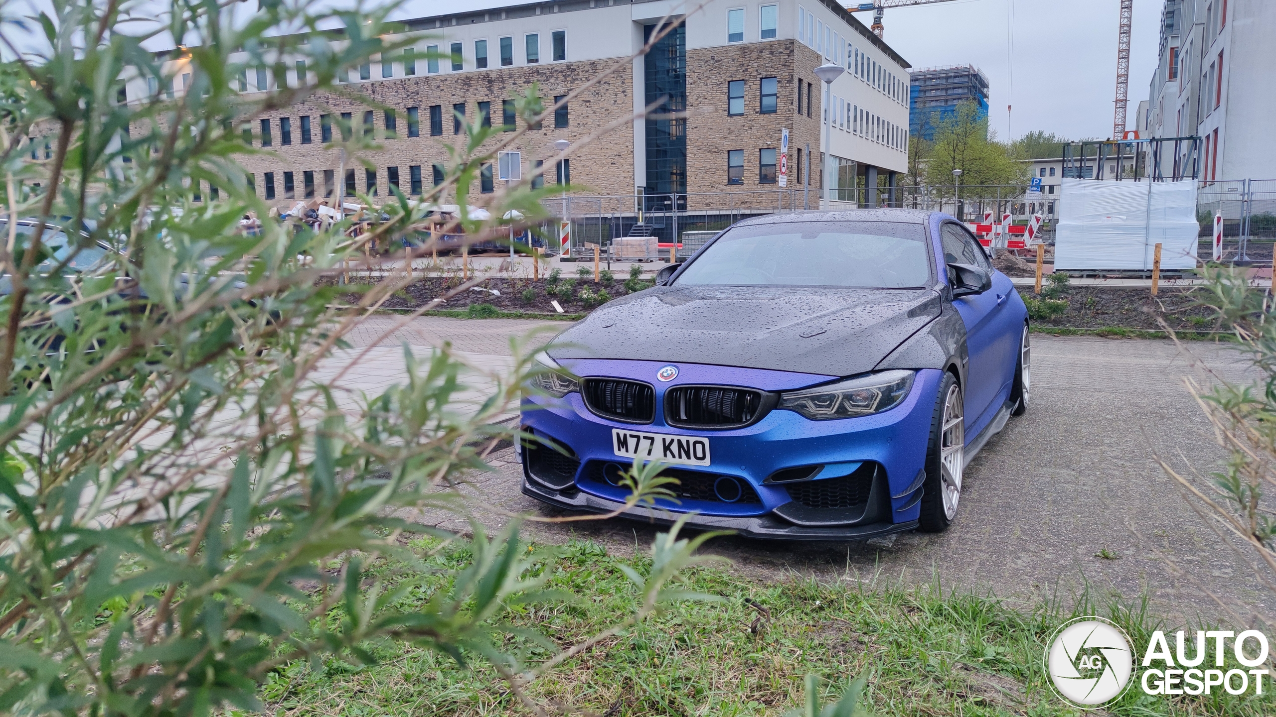BMW M4 F82 Coupé Air Lift Performance - 11 April 2024 - Autogespot